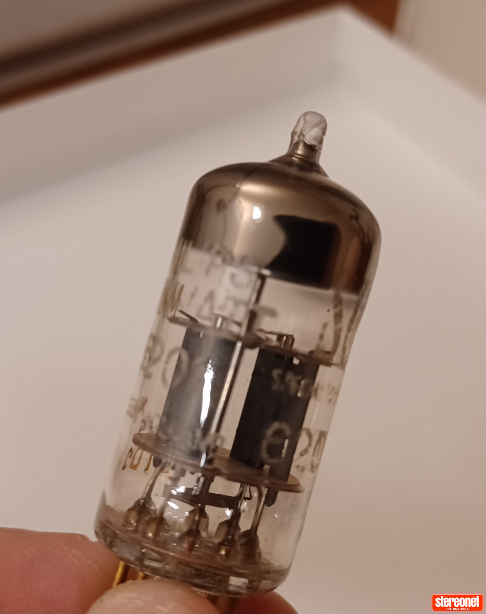 Philips Miniwatt 6201 (12AT7 E81CC ECC801) Valves/Tubes - Valves ...