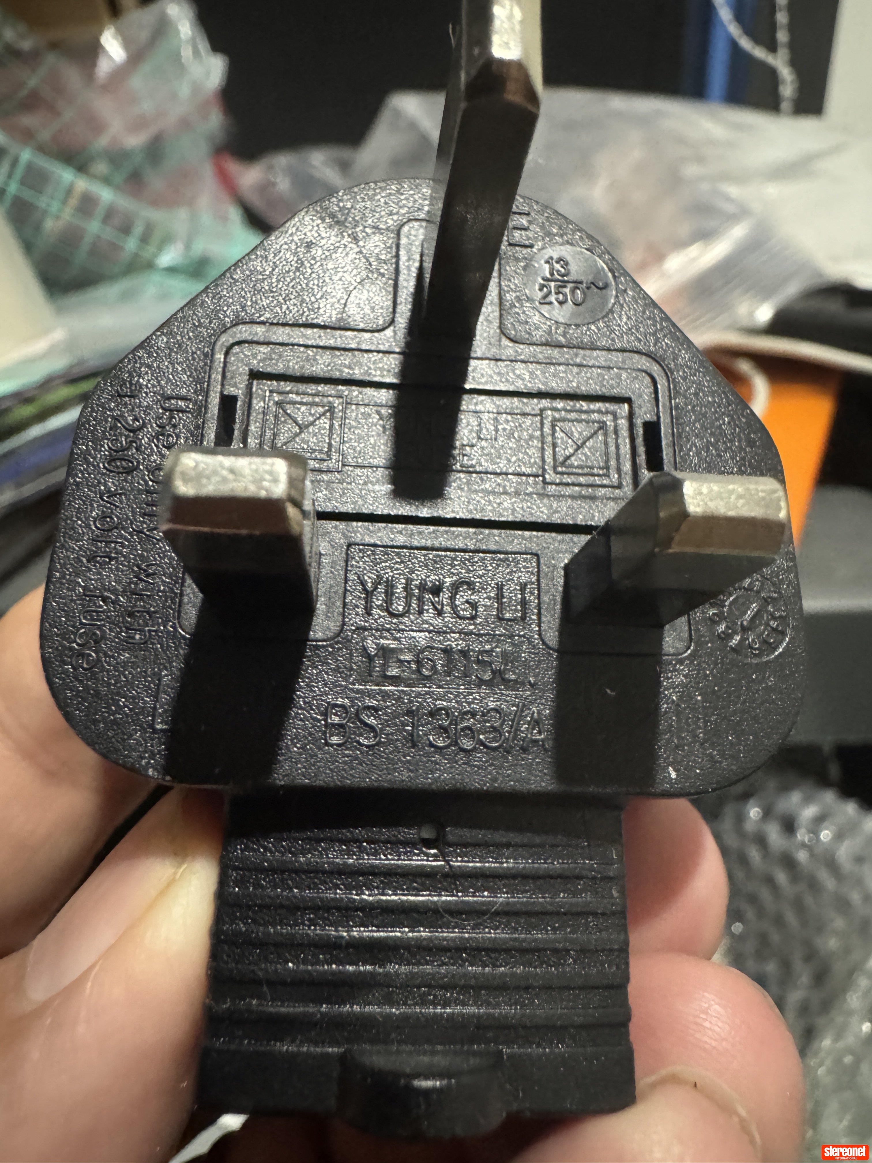 SF Cable Adapter IEC Adapter - Cable Accessories - StereoNET