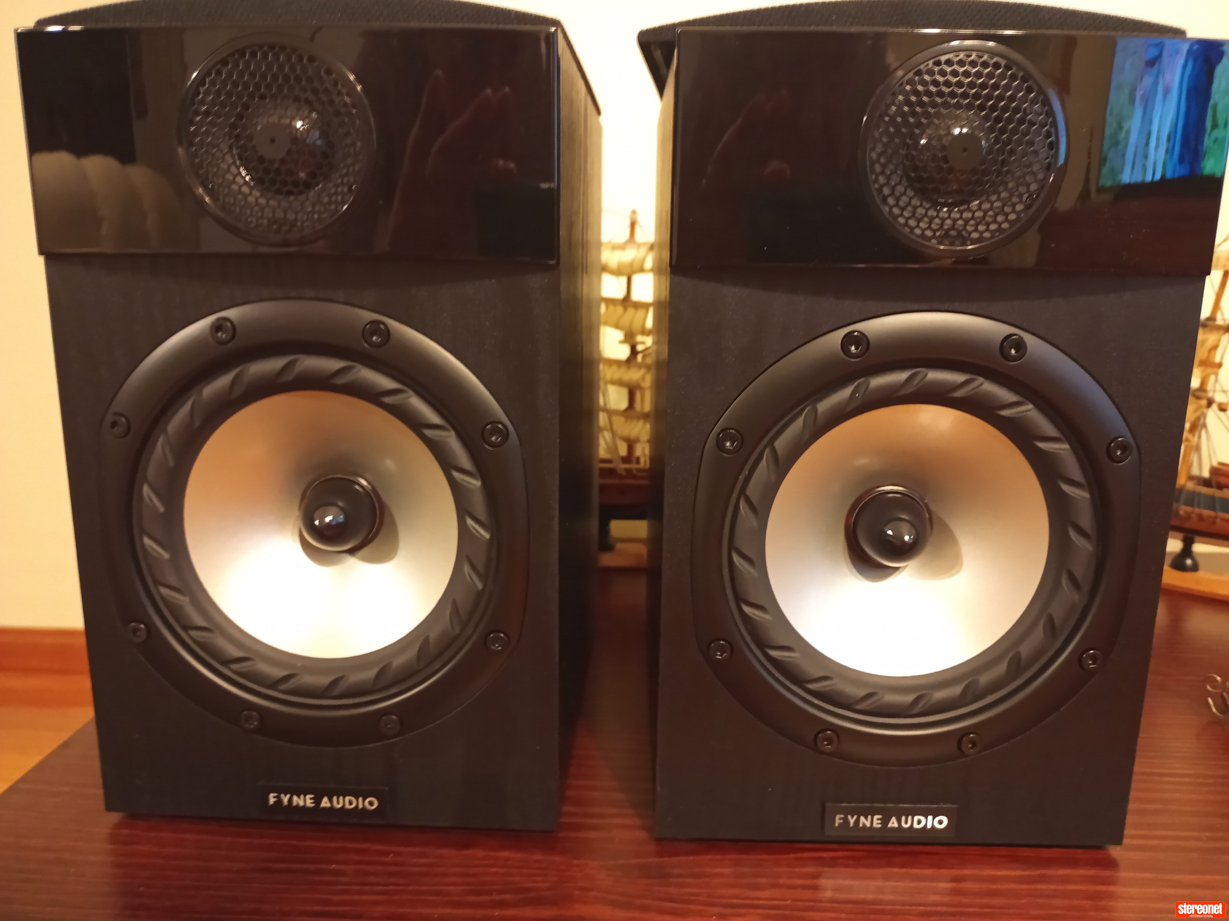 Fyne Audio F300 Bookshelf Loudspeakers - Bookshelf & Small Monitors ...