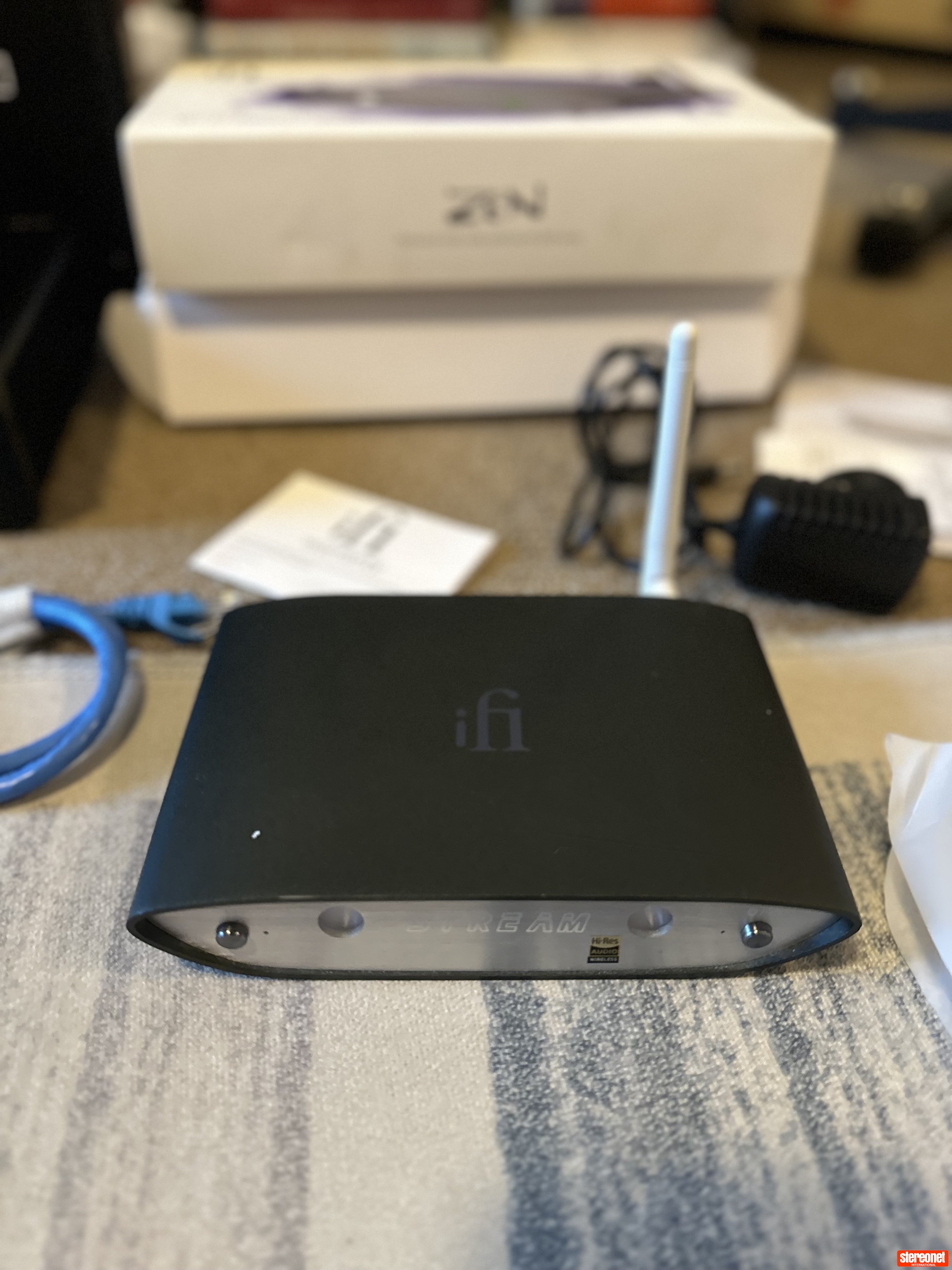 iFi Audio Zen stream and LHY power supply Streamer (Music) - DACs and ...
