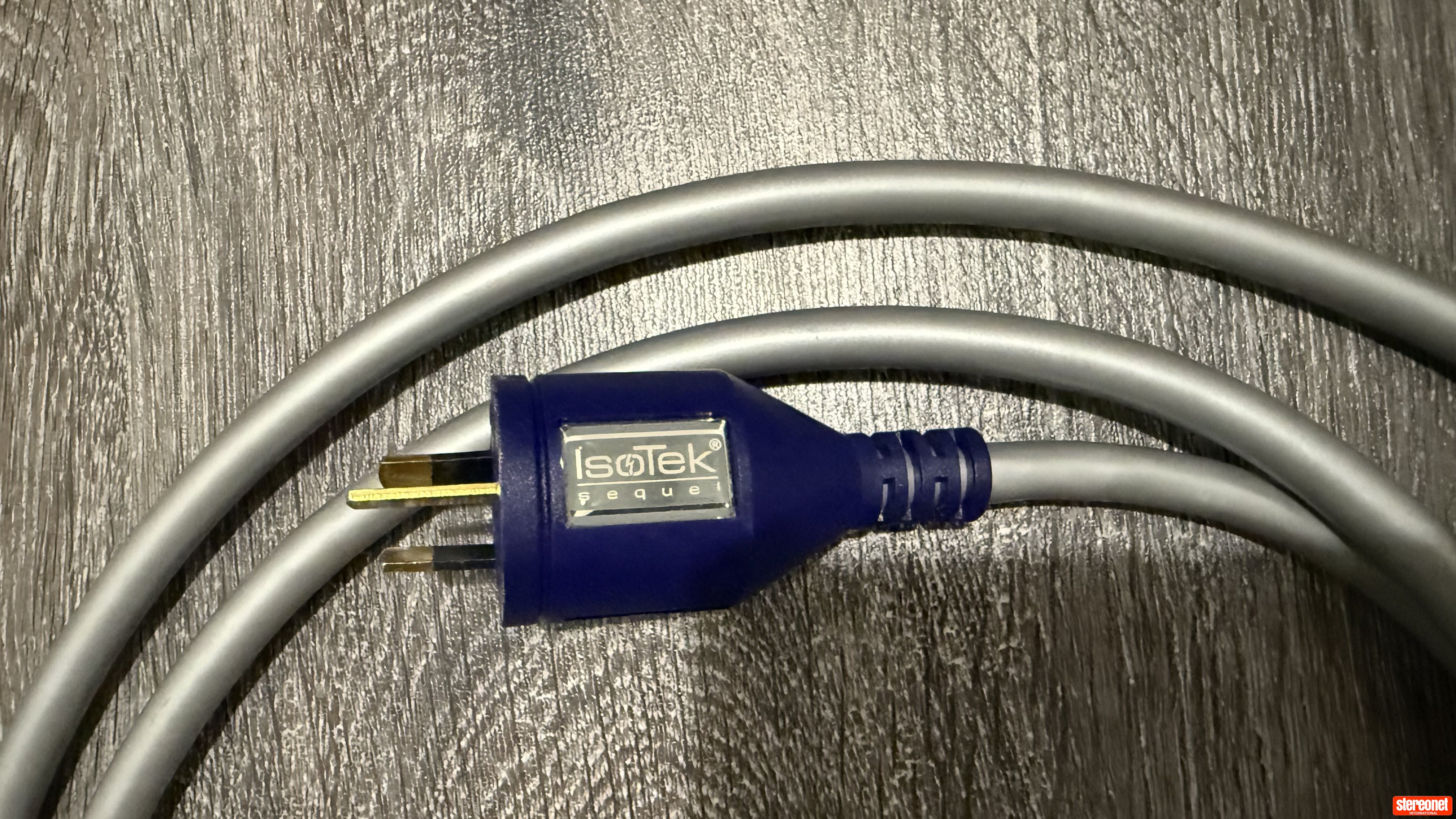IsoTek Evo3 Sequel Power Cable - Power Cables - StereoNET