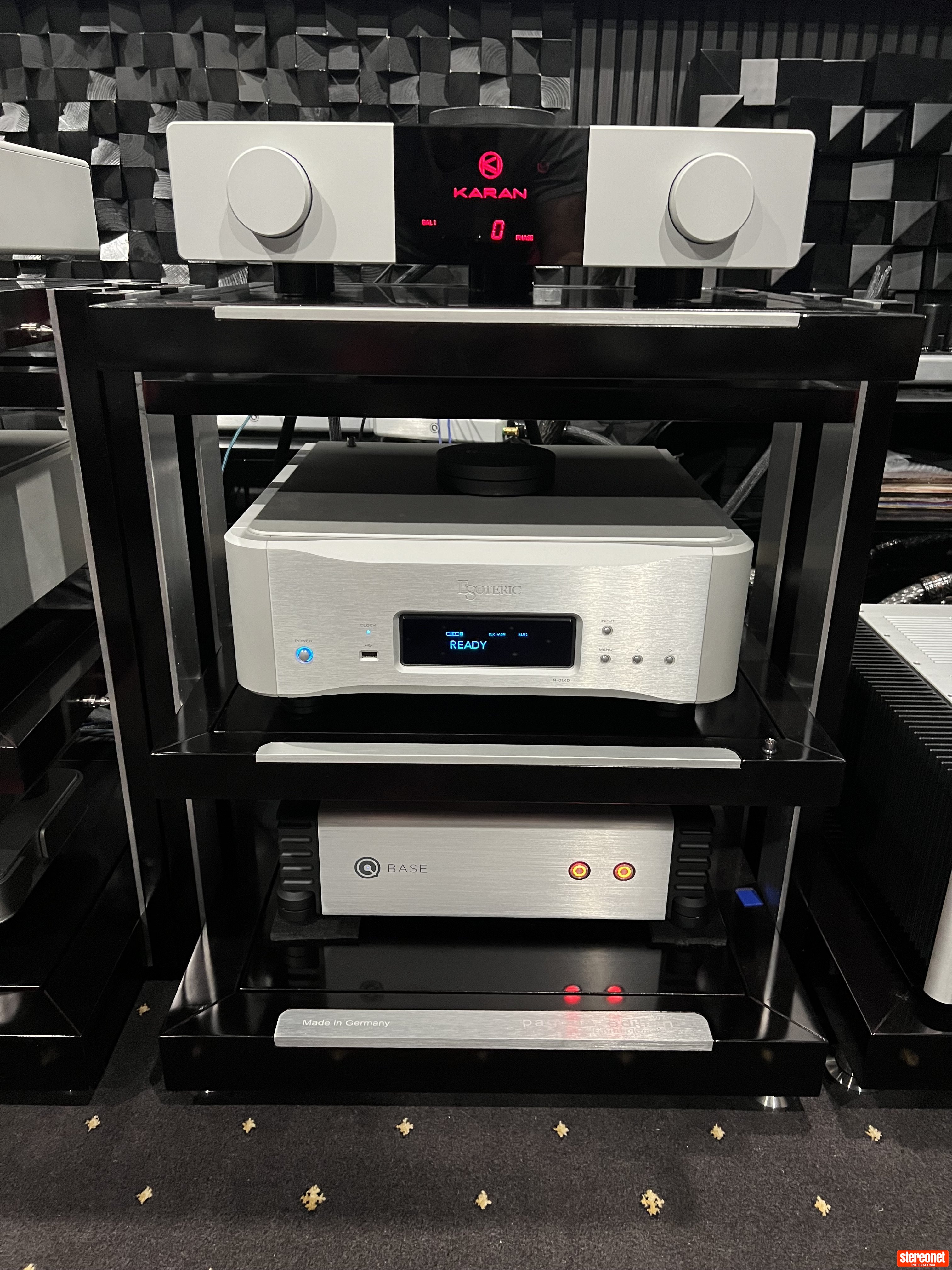 Esoteric N01XD Digital Analog Converter (DAC) - DACs and Streamers ...