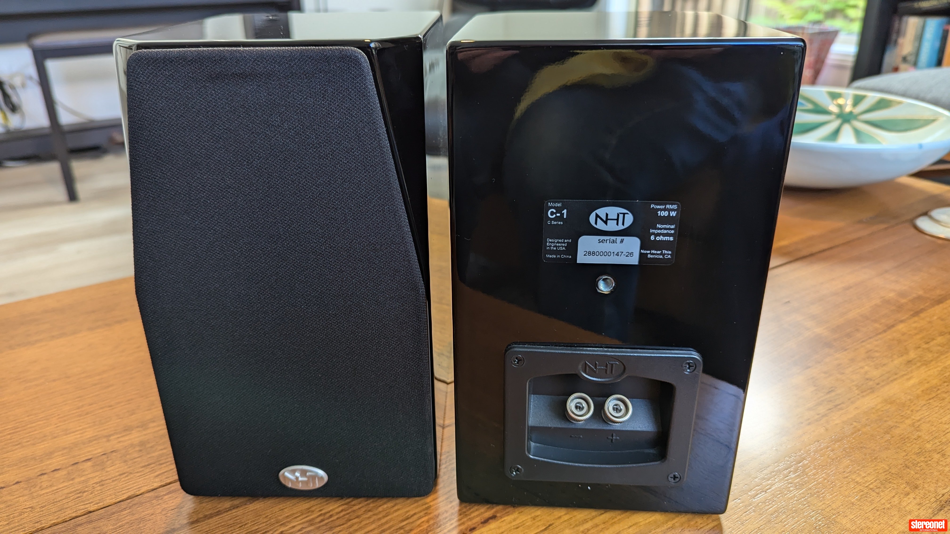 NHT C-1 Bookshelf Loudspeakers - Bookshelf & Small Monitors - StereoNET