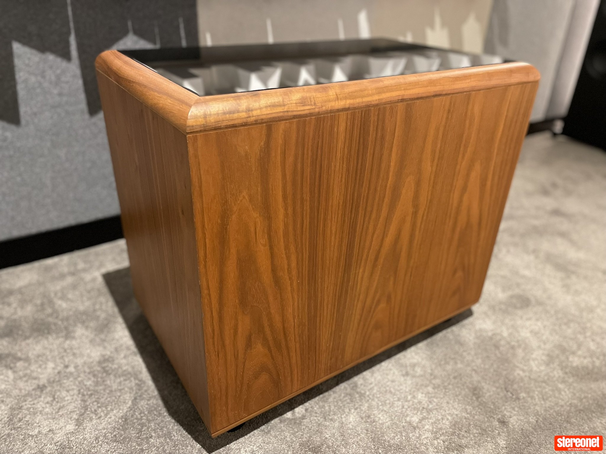 REL Acoustics Stentor 3 Subwoofer (Active / Powered) - Subwoofers ...