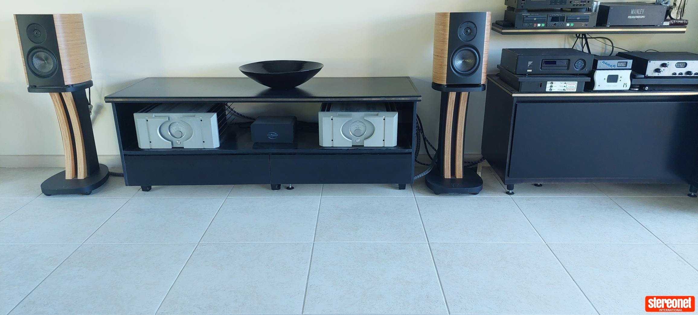 Magico Mini11 Studio Monitors - Bookshelf & Small Monitors - StereoNET