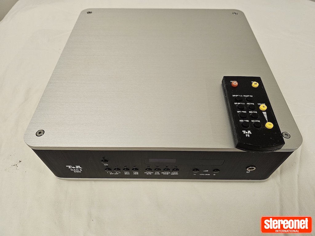 T+A elektroakustik DAC8 DSD Digital Analog Converter (DAC) - DACs and ...