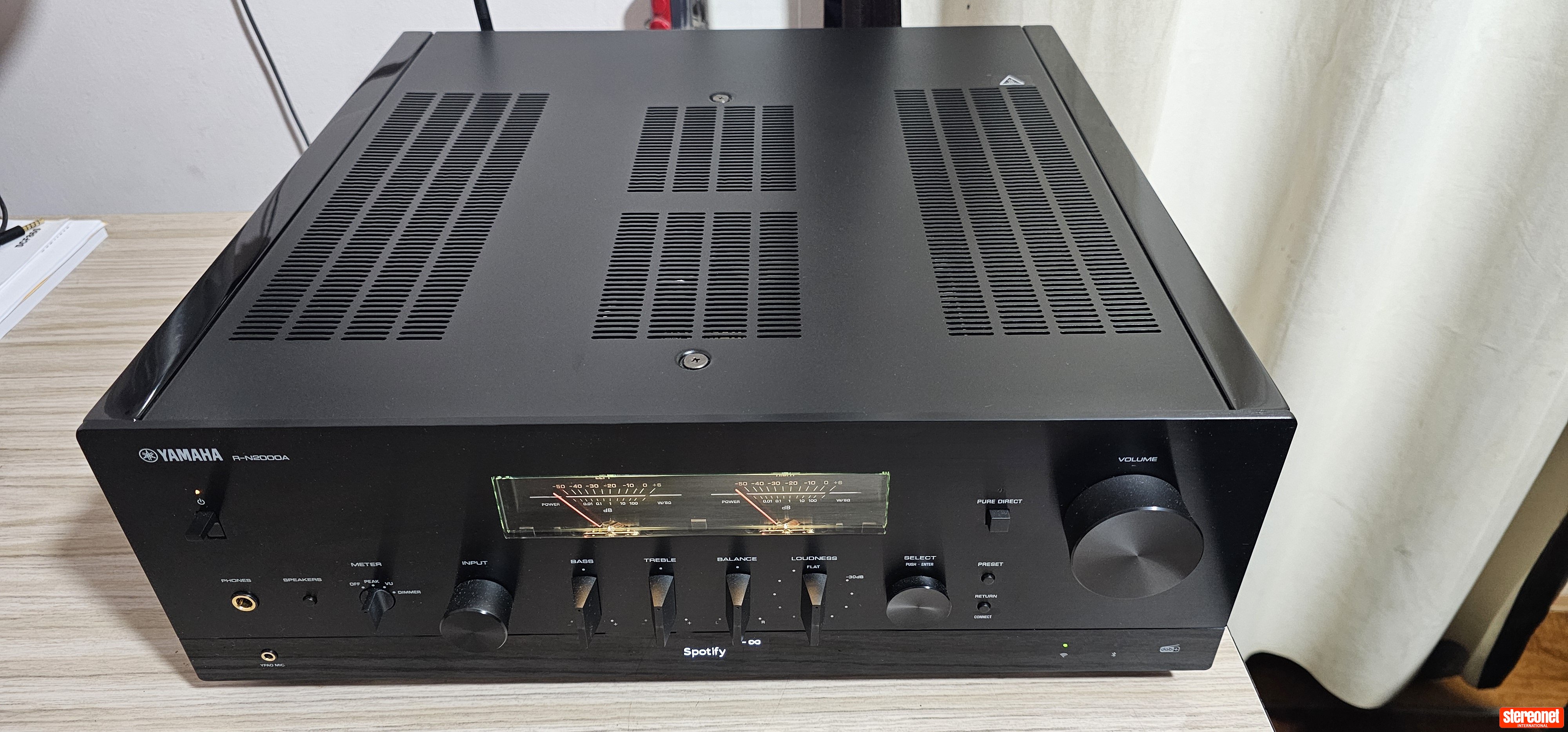 Yamaha RN-2000A Integrated Amplifier (Solid State) - Integrated ...