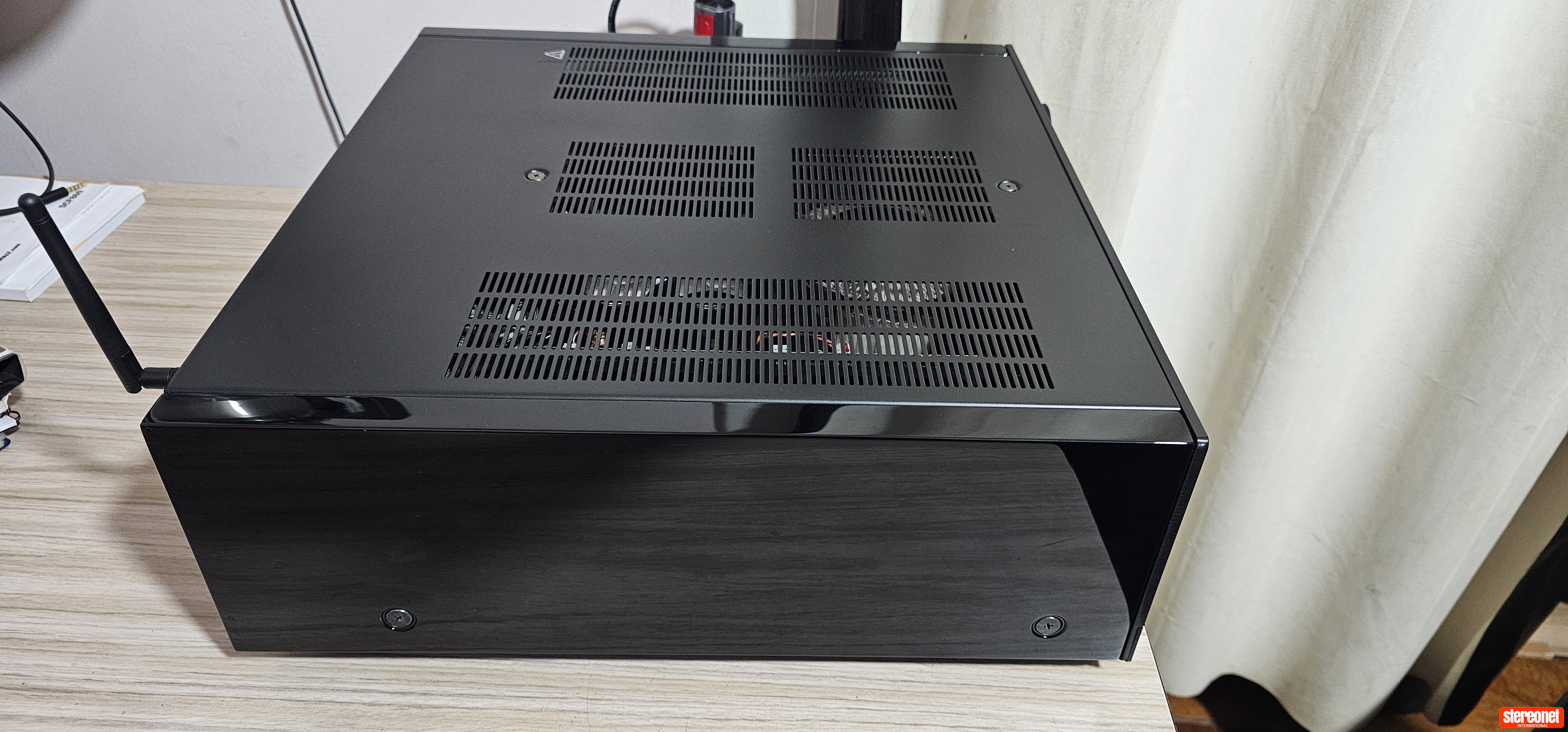 Yamaha RN-2000A Integrated Amplifier (Solid State) - Integrated ...