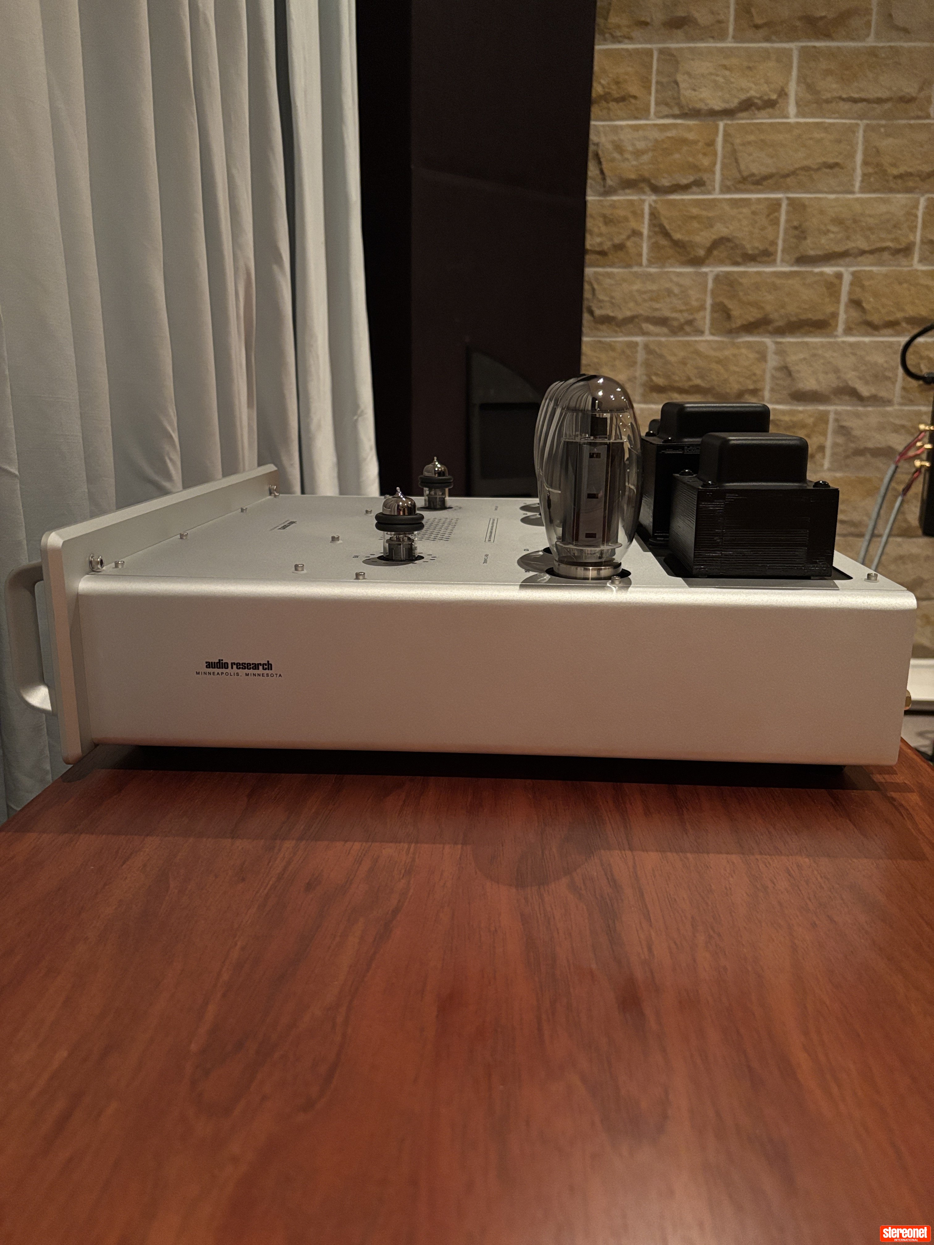 Audio Research VT80 Power Amplifier - Power Amplifiers - StereoNET