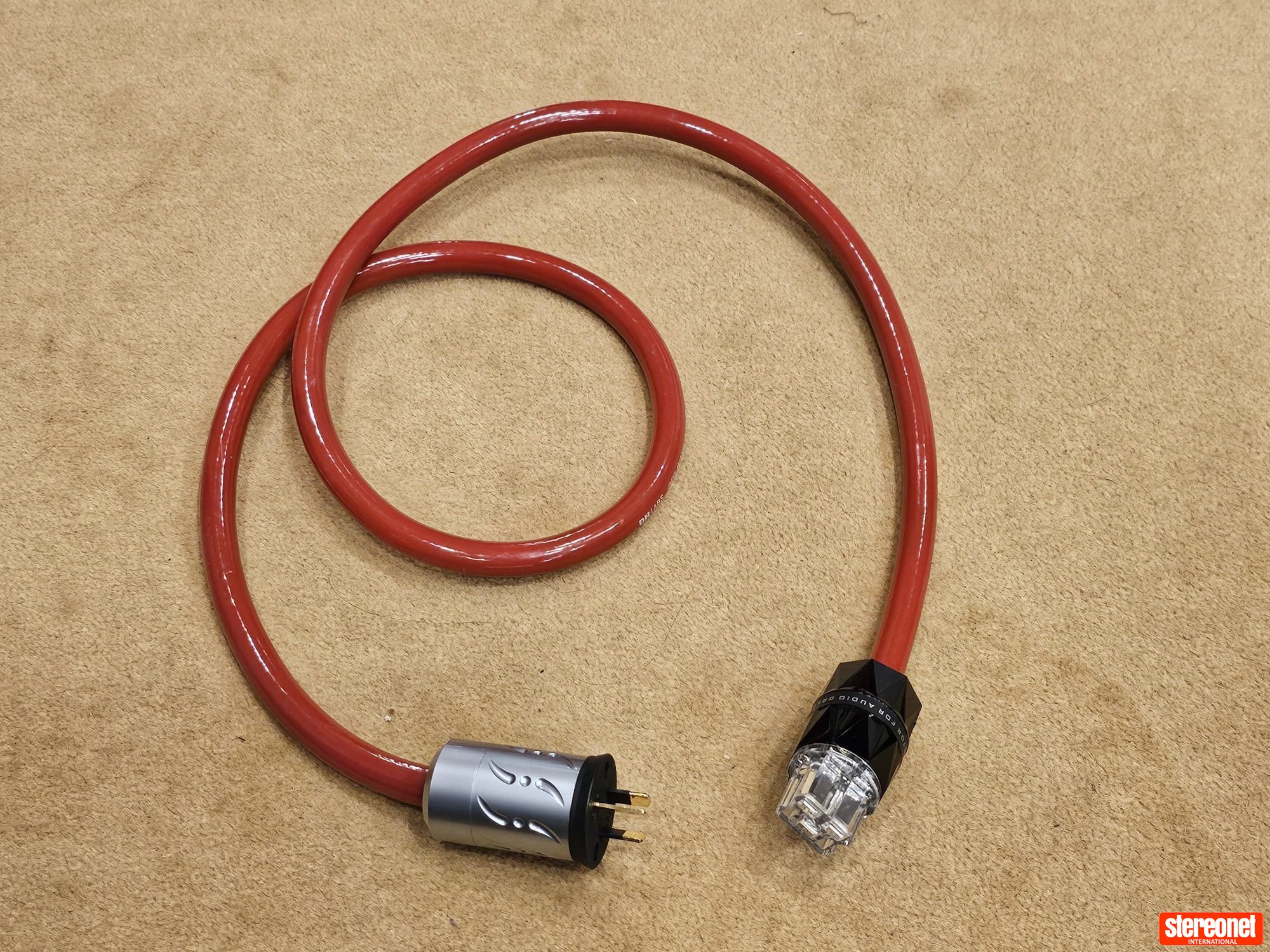 DH Labs Red Wave C19 1.5m Power Cable - Power Cables - StereoNET