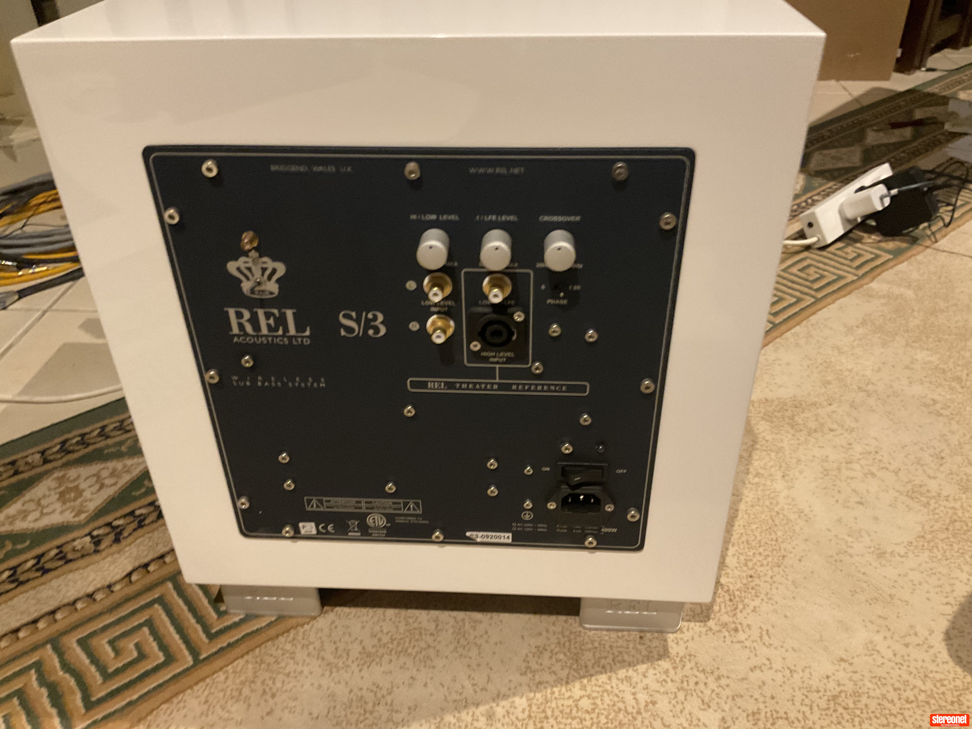 REL Acoustics S3 Subwoofer (Active / Powered) - Subwoofers - StereoNET