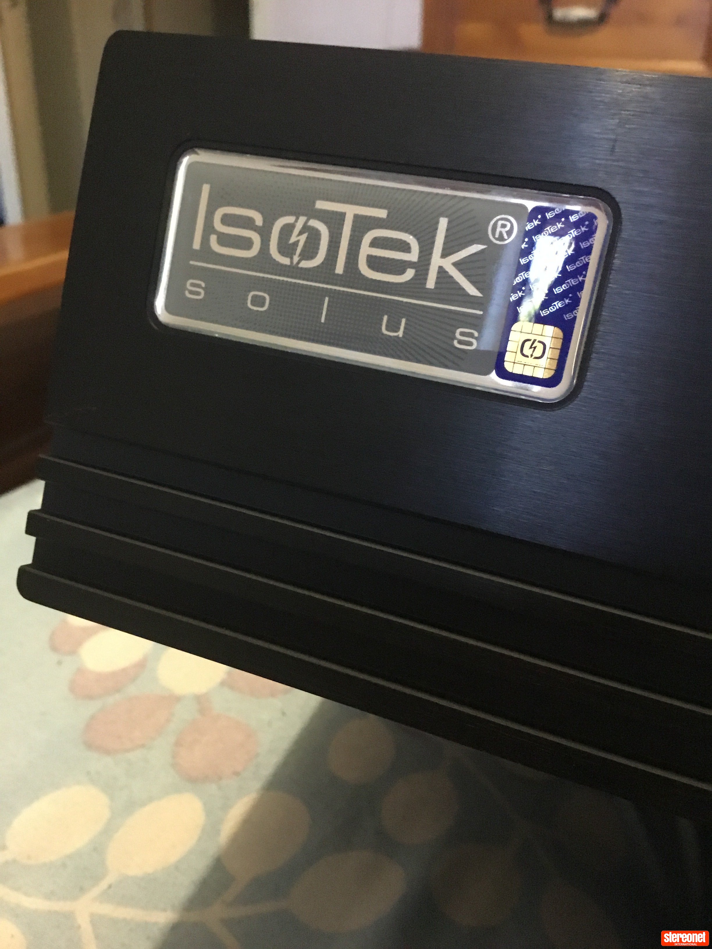 IsoTek Solus Power Conditioner - Power Filtering / Conditioning - StereoNET