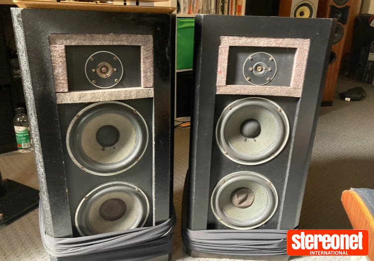 Acoustic Research AR94 Floorstanding Loudspeakers - Floorstanders ...