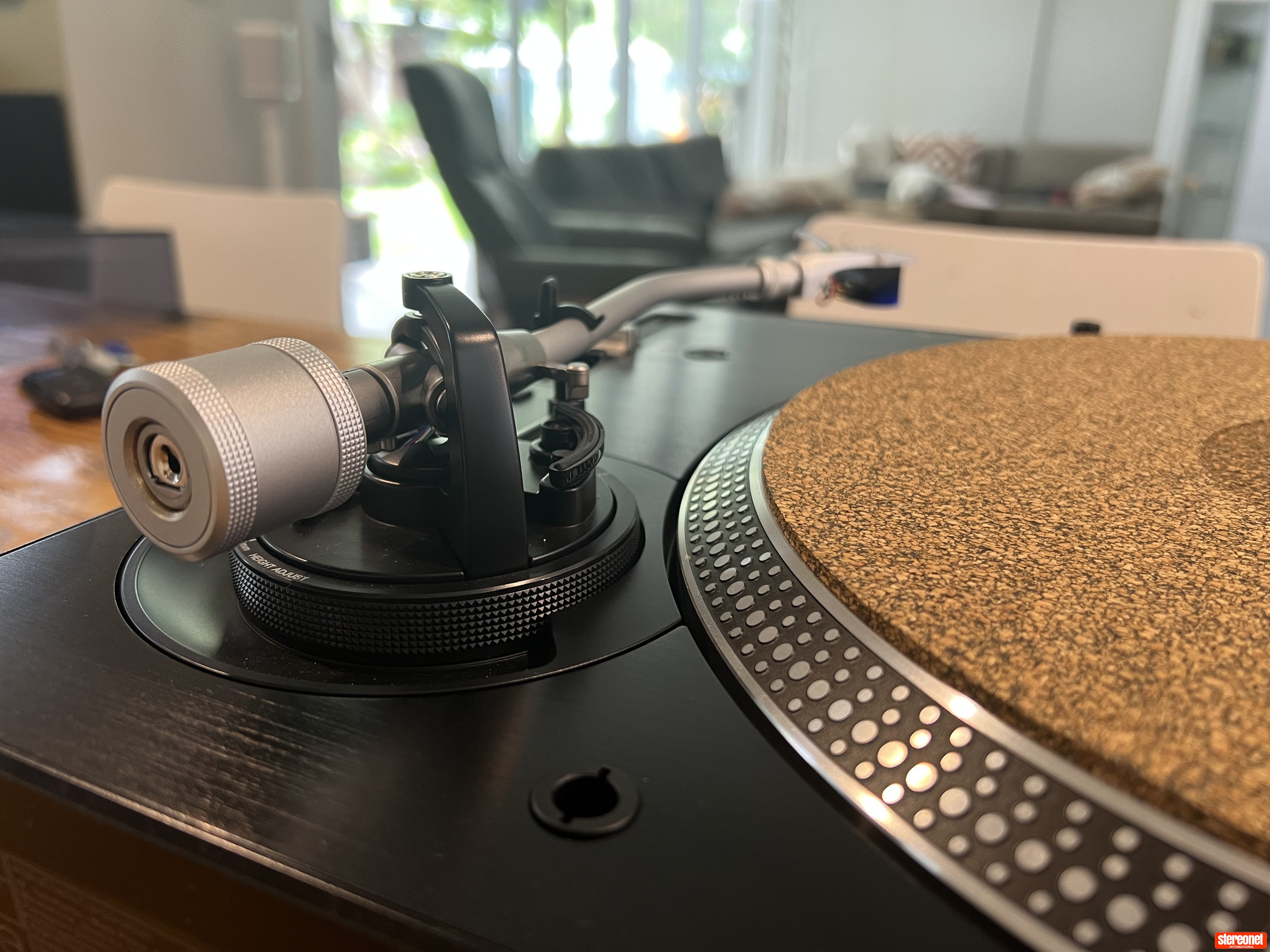 Pioneer PLX-1000 Turntable - Turntables & Record Players - StereoNET