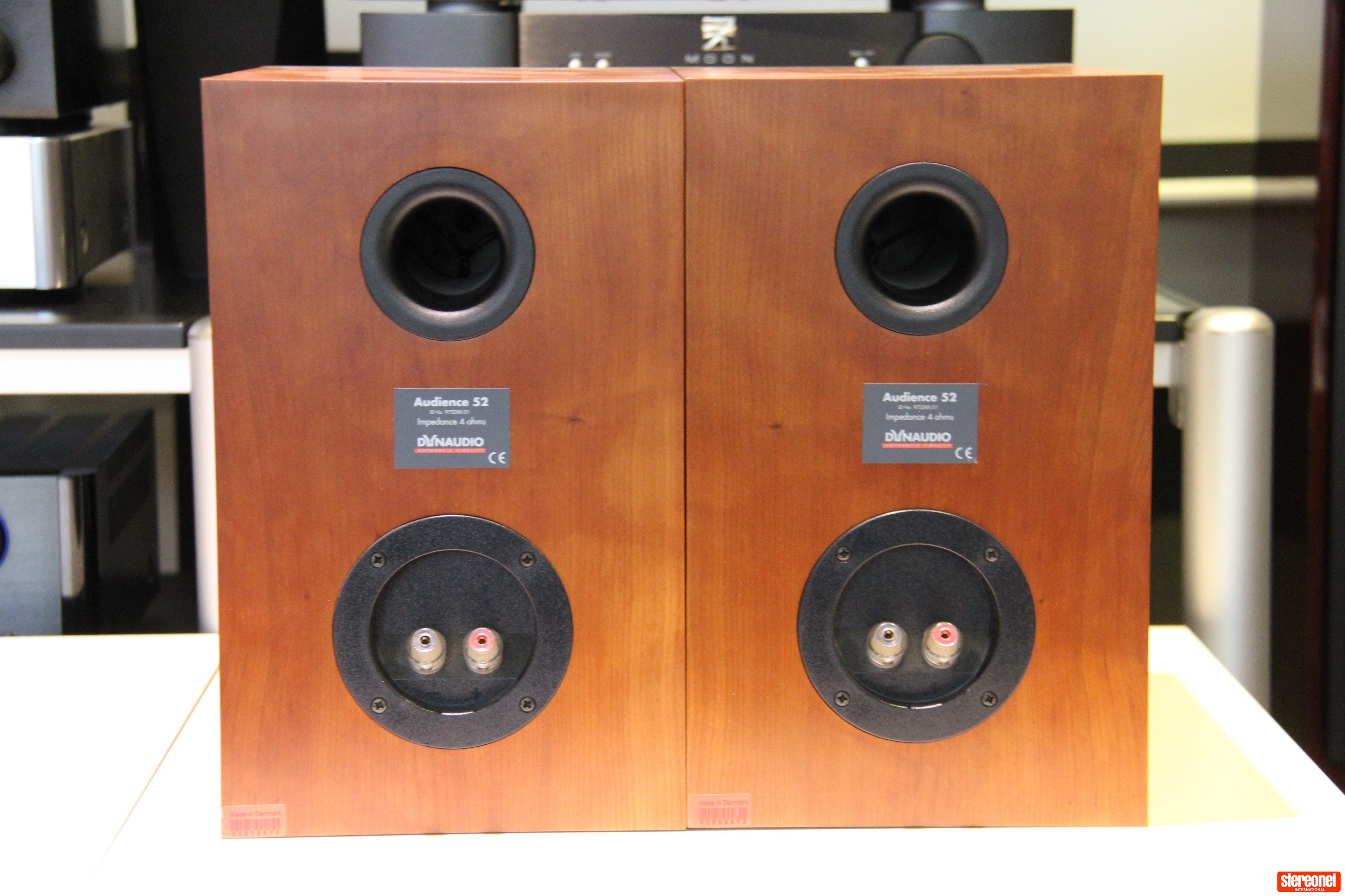 Dynaudio Audience 52 Bookshelf Loudspeakers - Bookshelf & Small ...