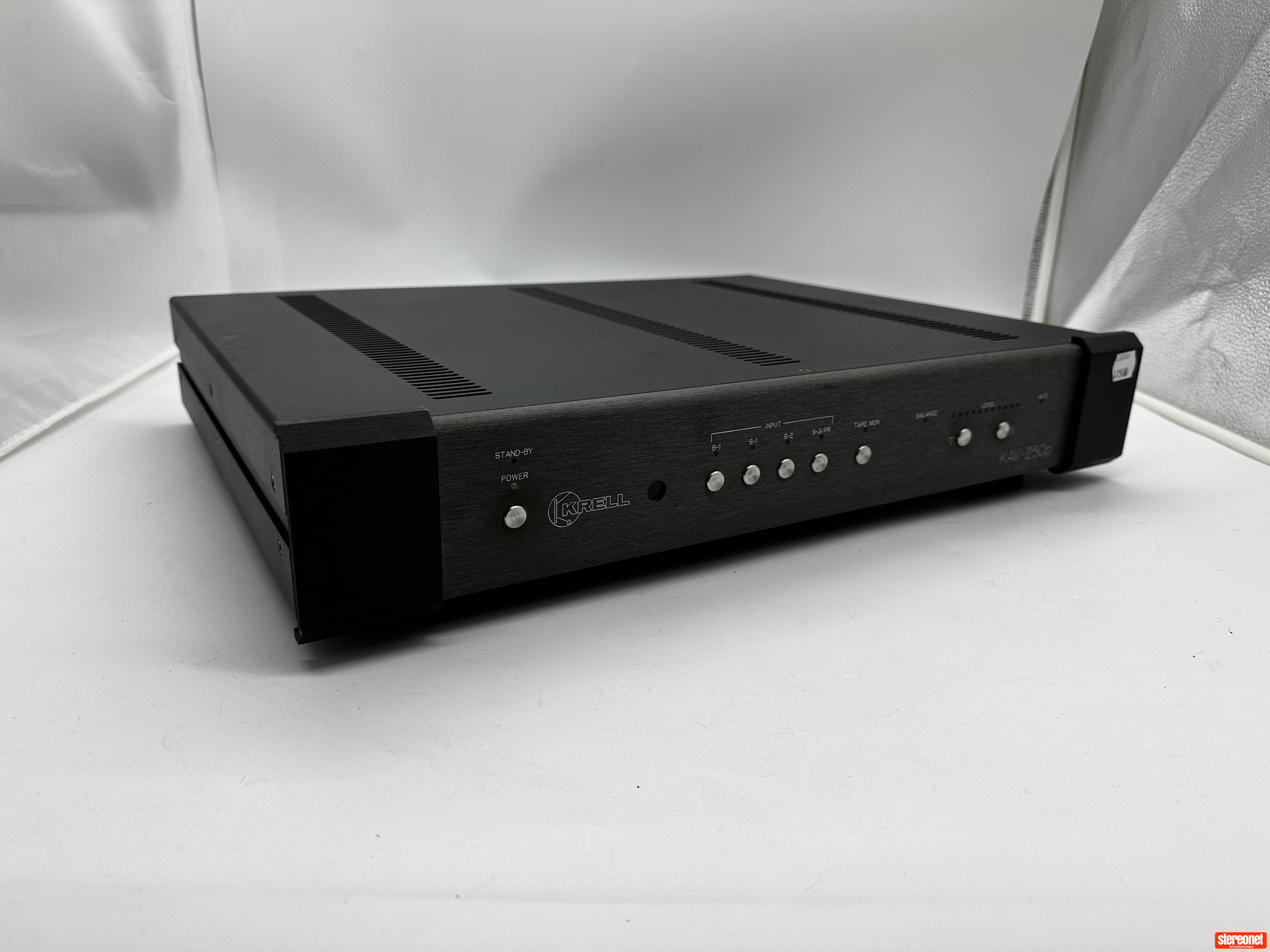 Krell KAV-250p Pre Amplifier - Pre Amplifiers - StereoNET
