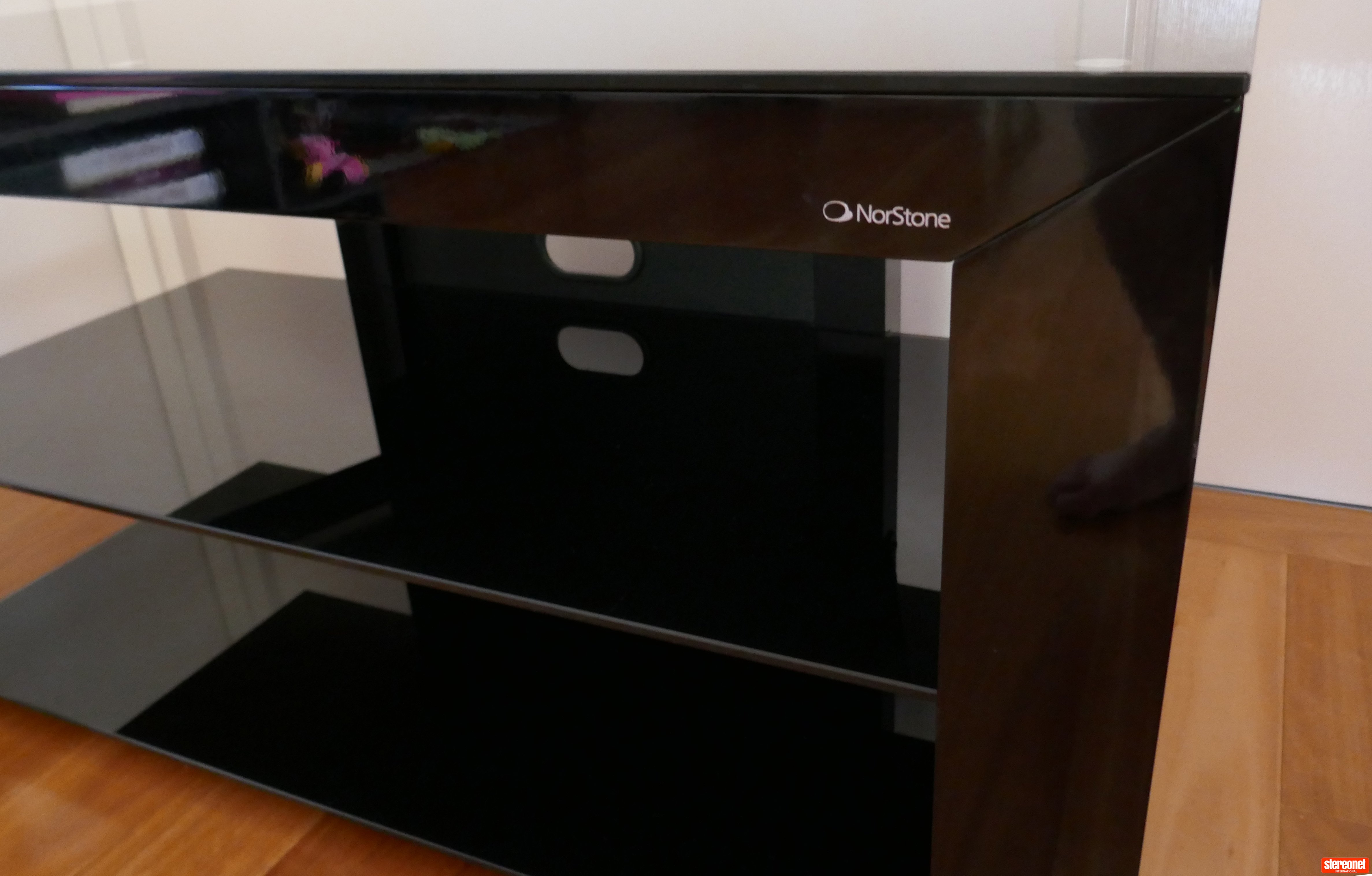 NorStone Nelio AV rack AV Rack / Cabinet - Racks & Cabinets - StereoNET