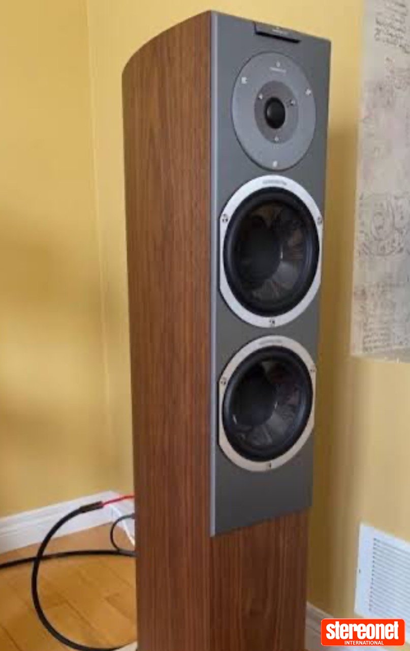 Audiovector R3 Signature Floorstanding Loudspeakers - Floorstanders ...