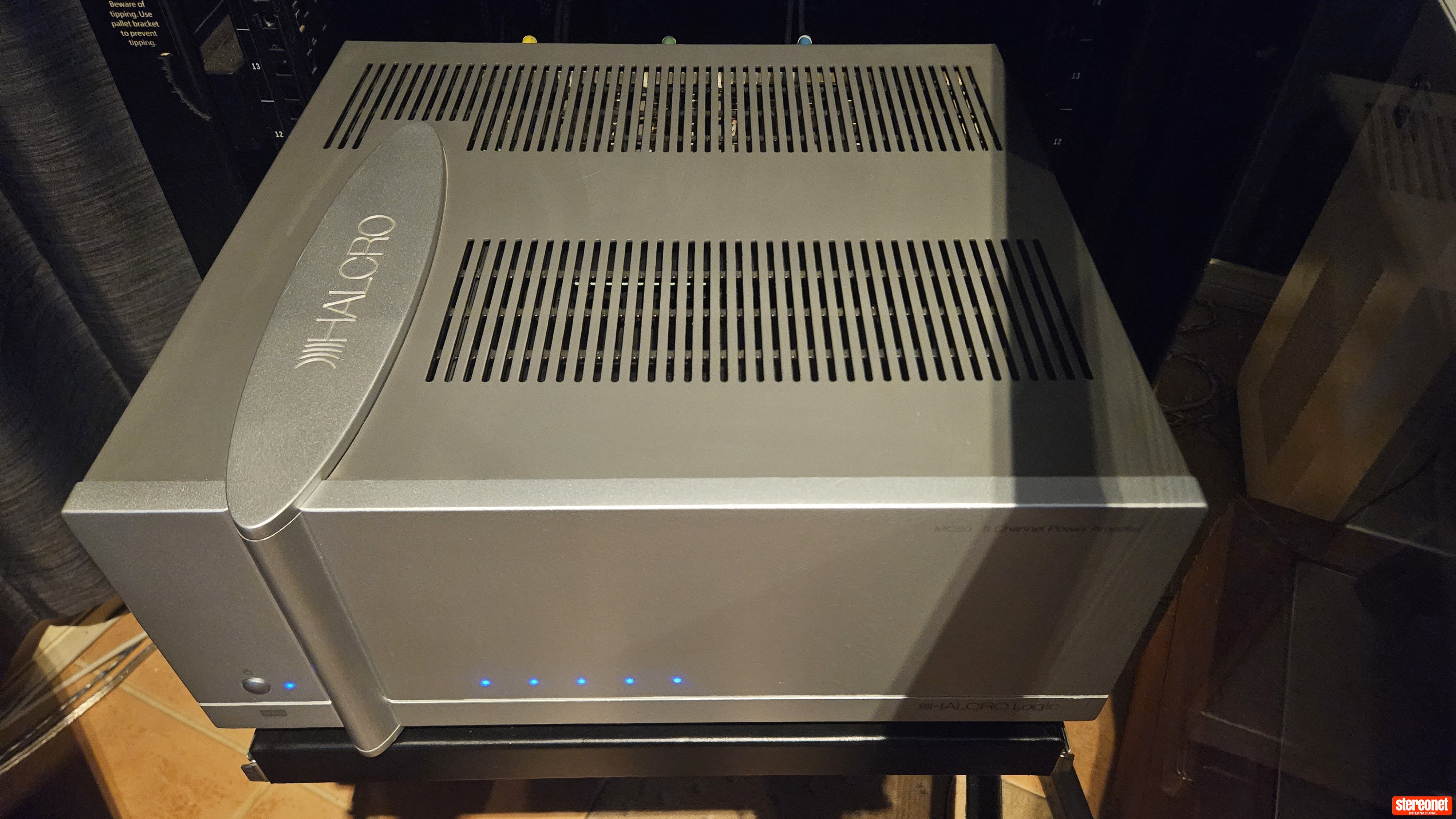 Halcro MC50 5 Channel Amplifier - Power Amplifiers - StereoNET