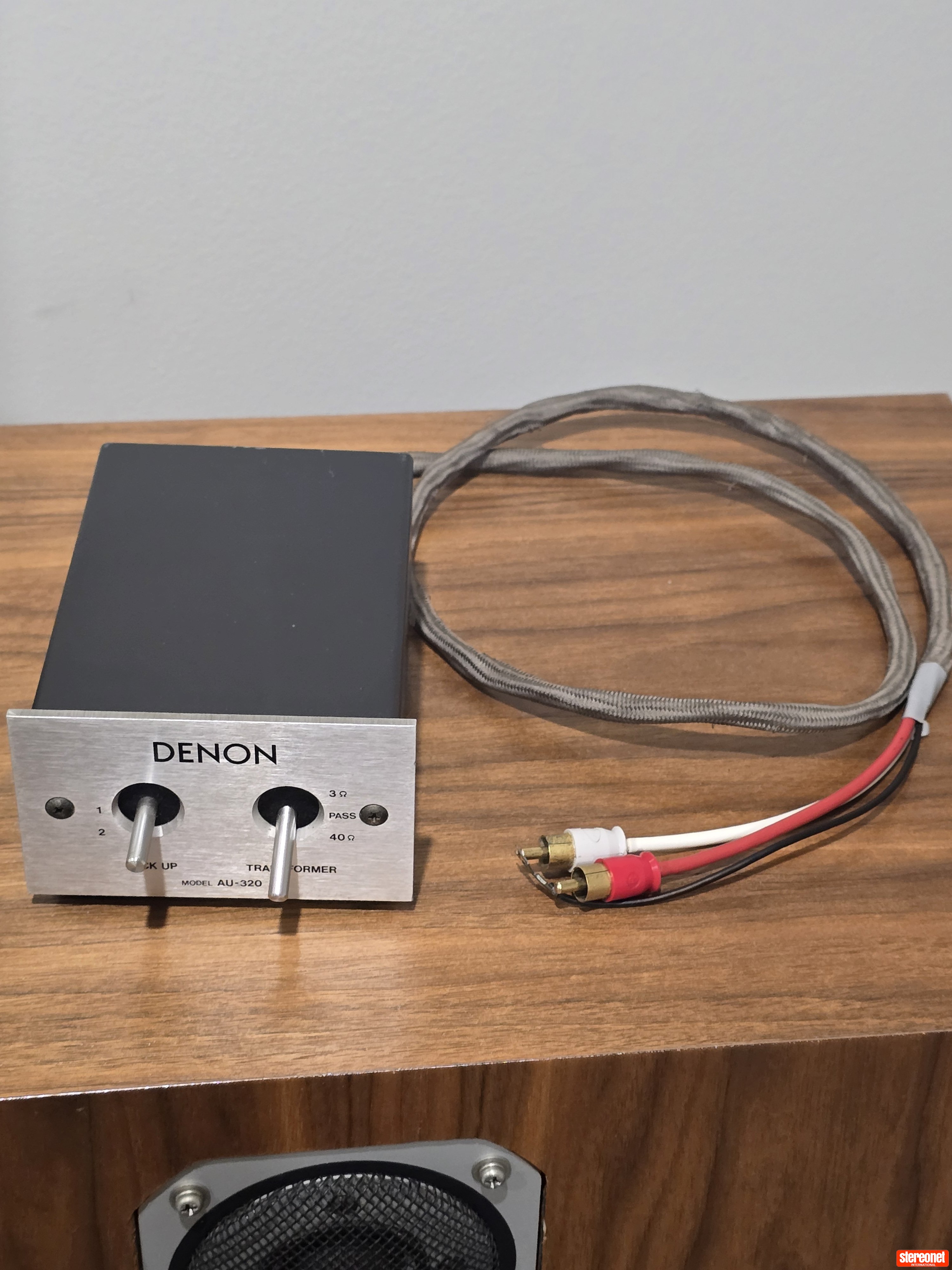 Denon AU-320 Step Up Transformer - Step Up Transformers - StereoNET