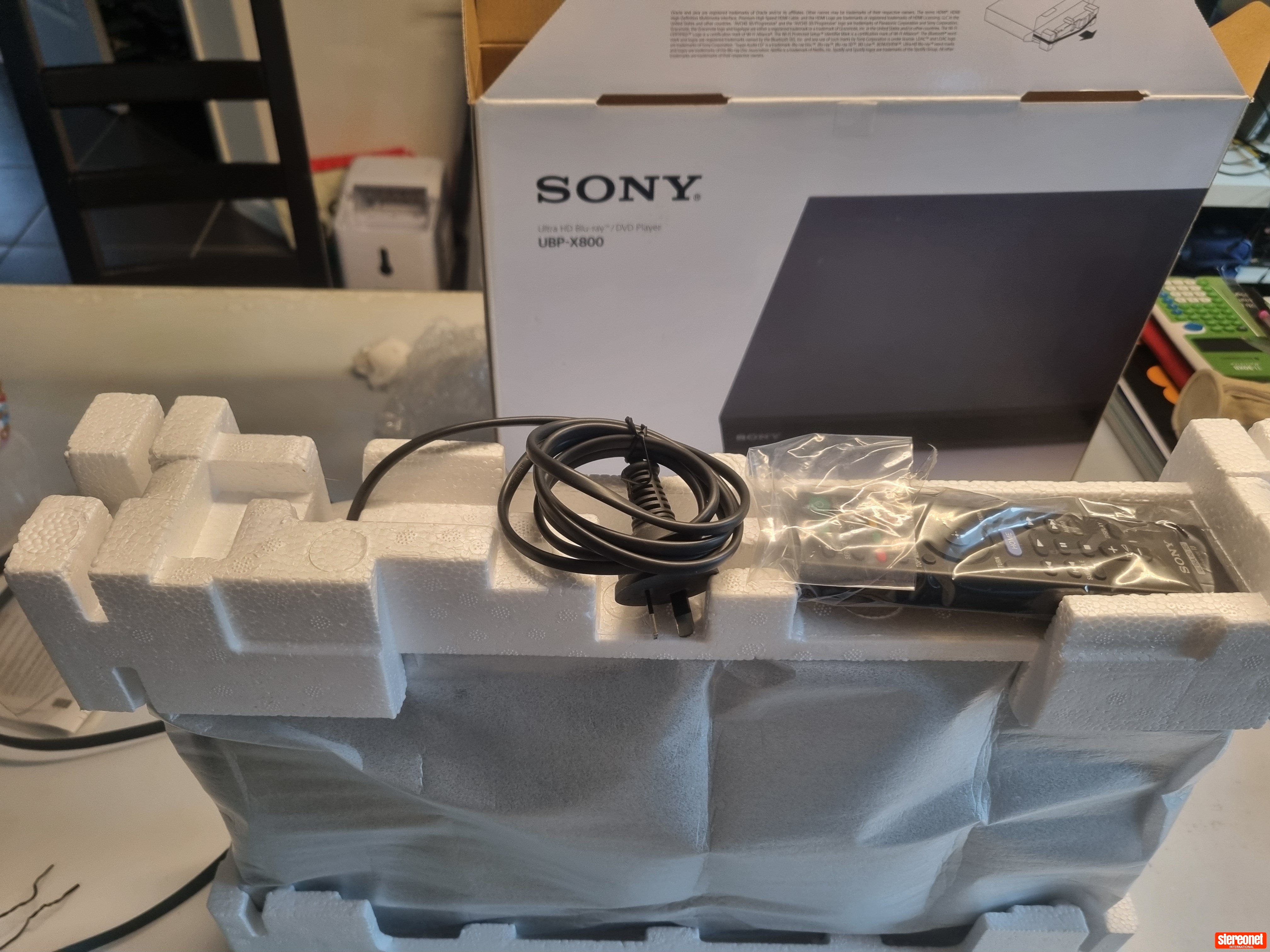 Sony UBP-X800 Blu-ray Player - DVD / Blu-ray / Streaming Players ...