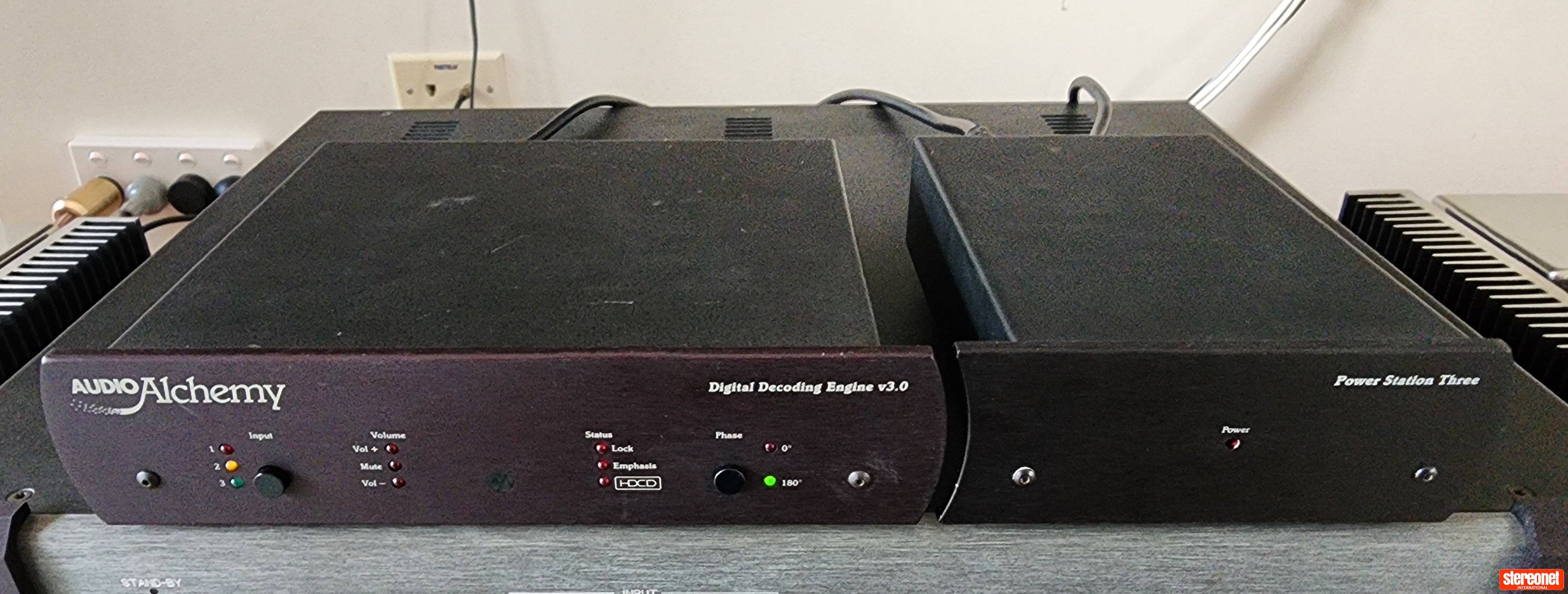 Audio Alchemy Digital Decoding Engine V3.0 + Power Station 3 Digital ...