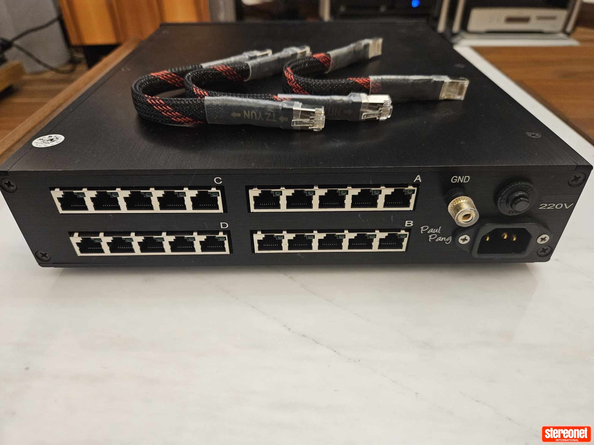 Paul Pang Quad Switch Network Switch - Networking / Ethernet - StereoNET