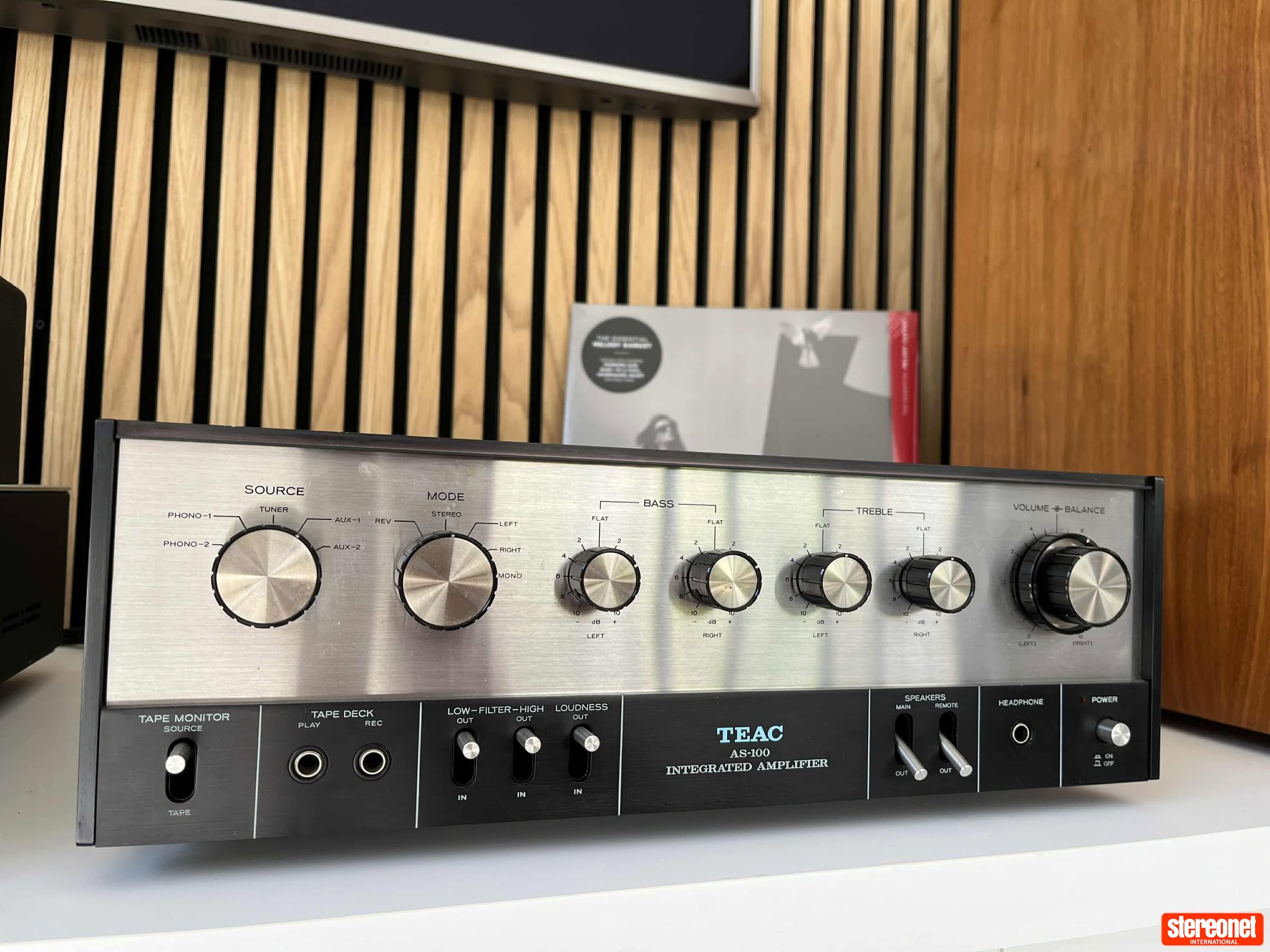 TEAC AS-100 Integrated Amplifier (Solid State) - Integrated Amplifiers ...