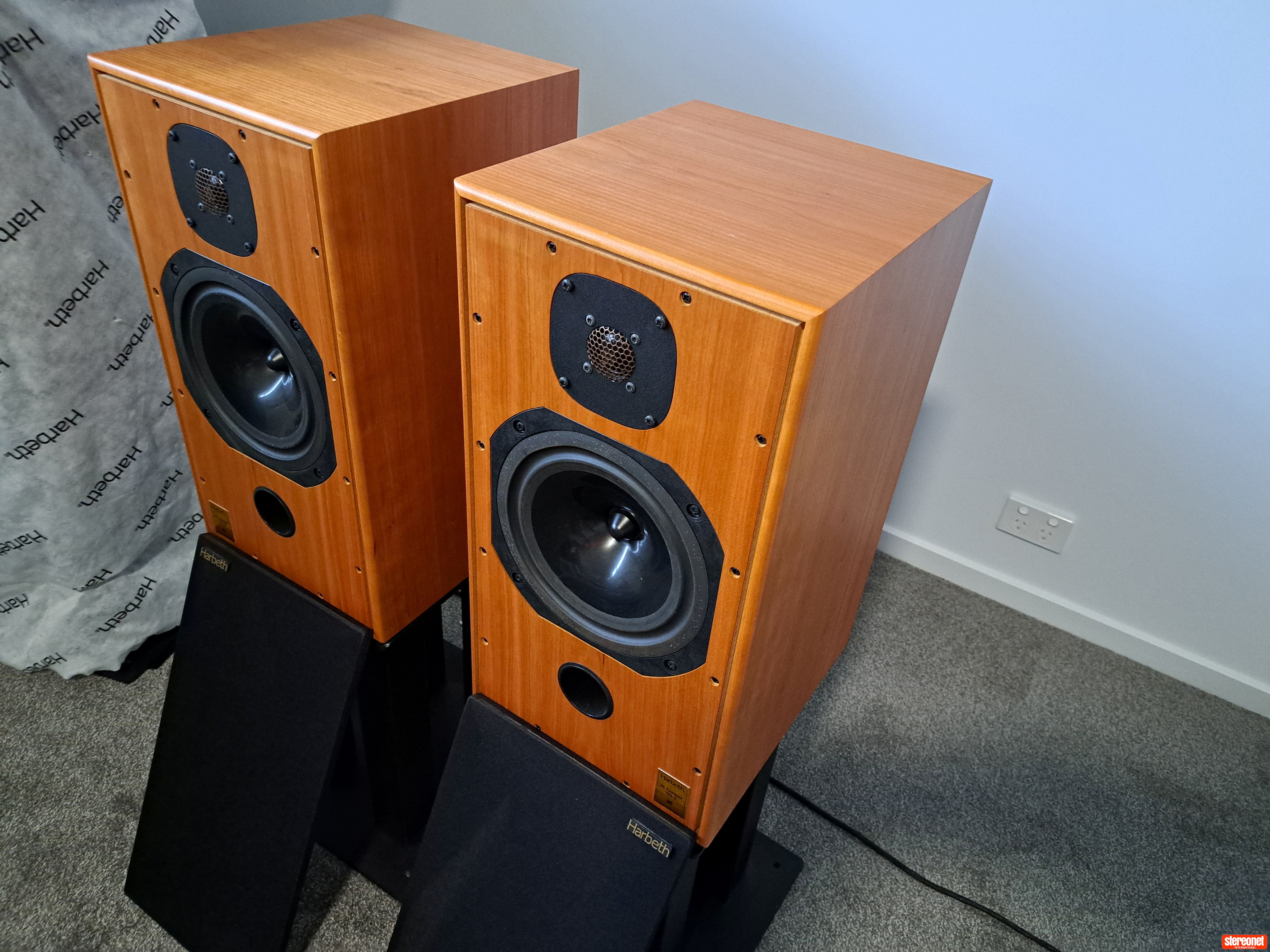 Harbeth C7ES3 Bookshelf Loudspeakers - Bookshelf & Small Monitors ...