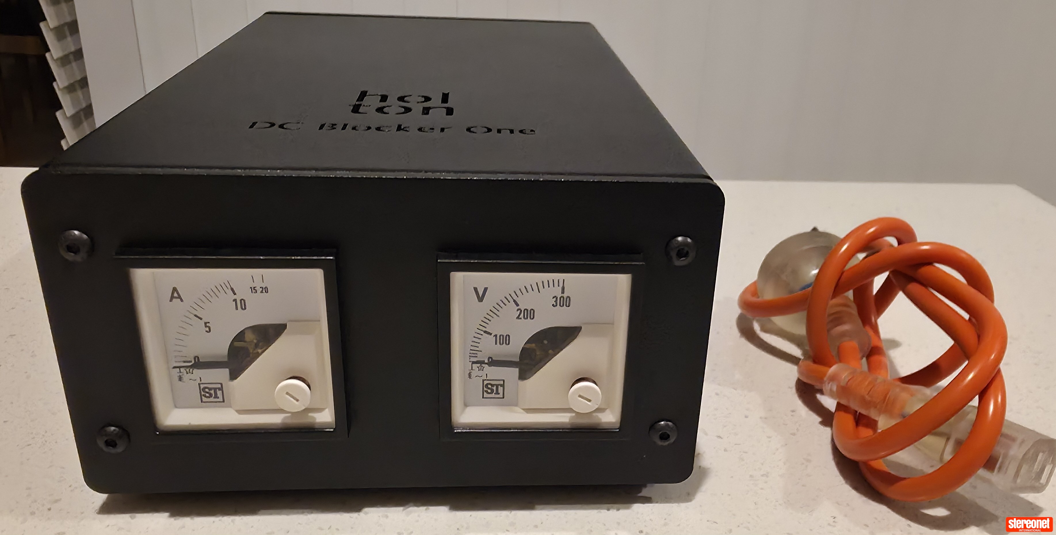 Holton Precision Audio DC Blocker V2 DC Blocker - Power Filtering / Conditioning - StereoNET