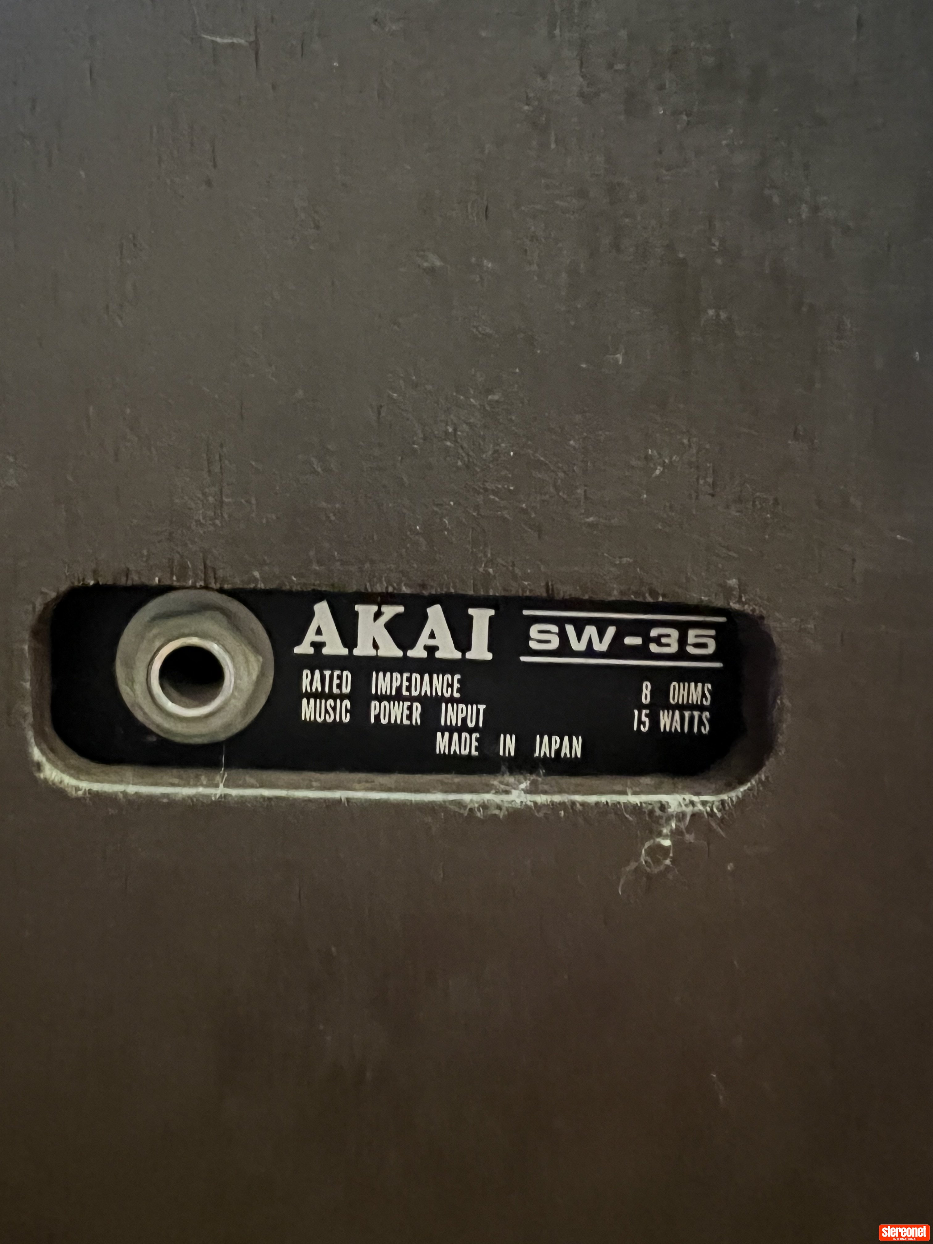 Akai SW-35 Bookshelf Loudspeakers - Bookshelf & Small Monitors - StereoNET