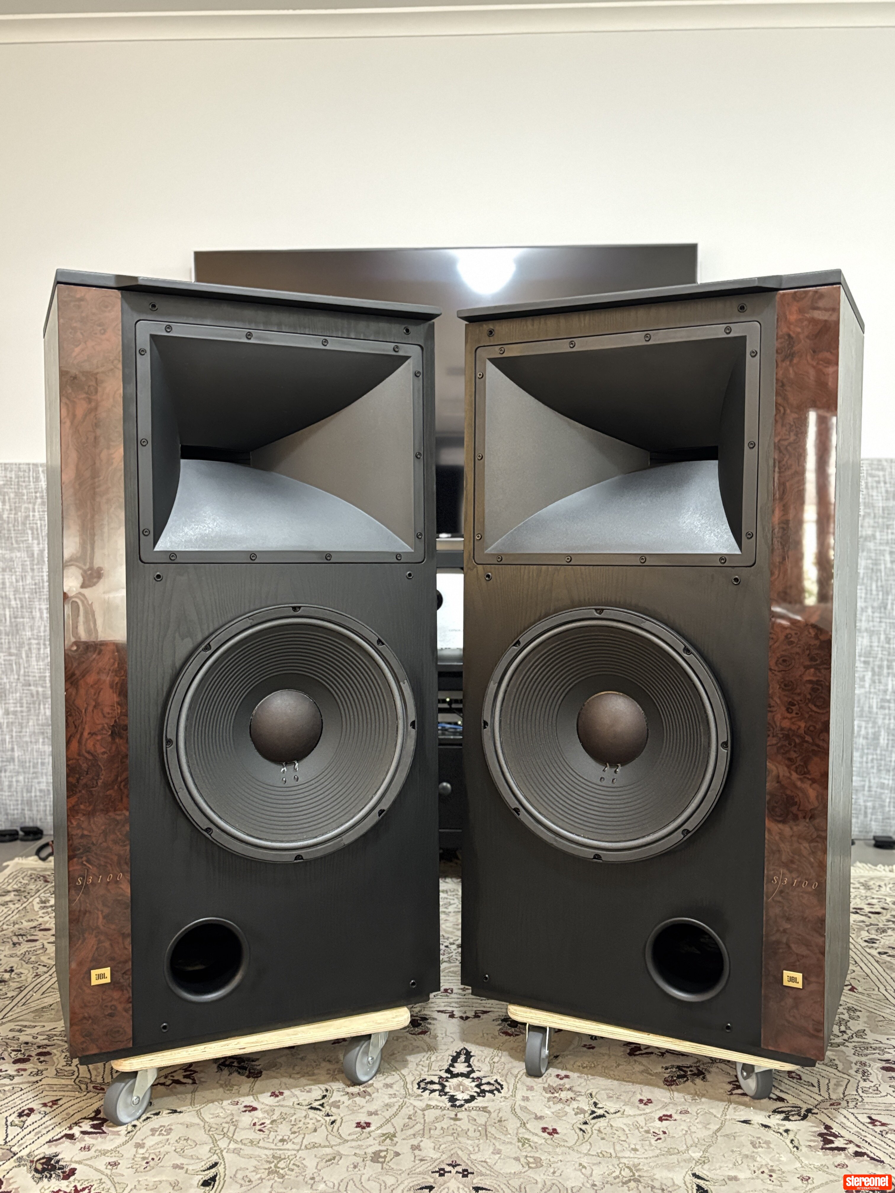 JBL S3100 Floorstanding Loudspeakers - Floorstanders & Large Monitors - StereoNET