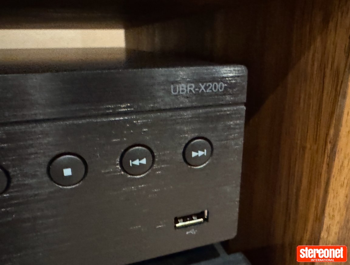 Reavon UBR-X200 Blu-ray Player - DVD / Blu-ray / Streaming Players ...