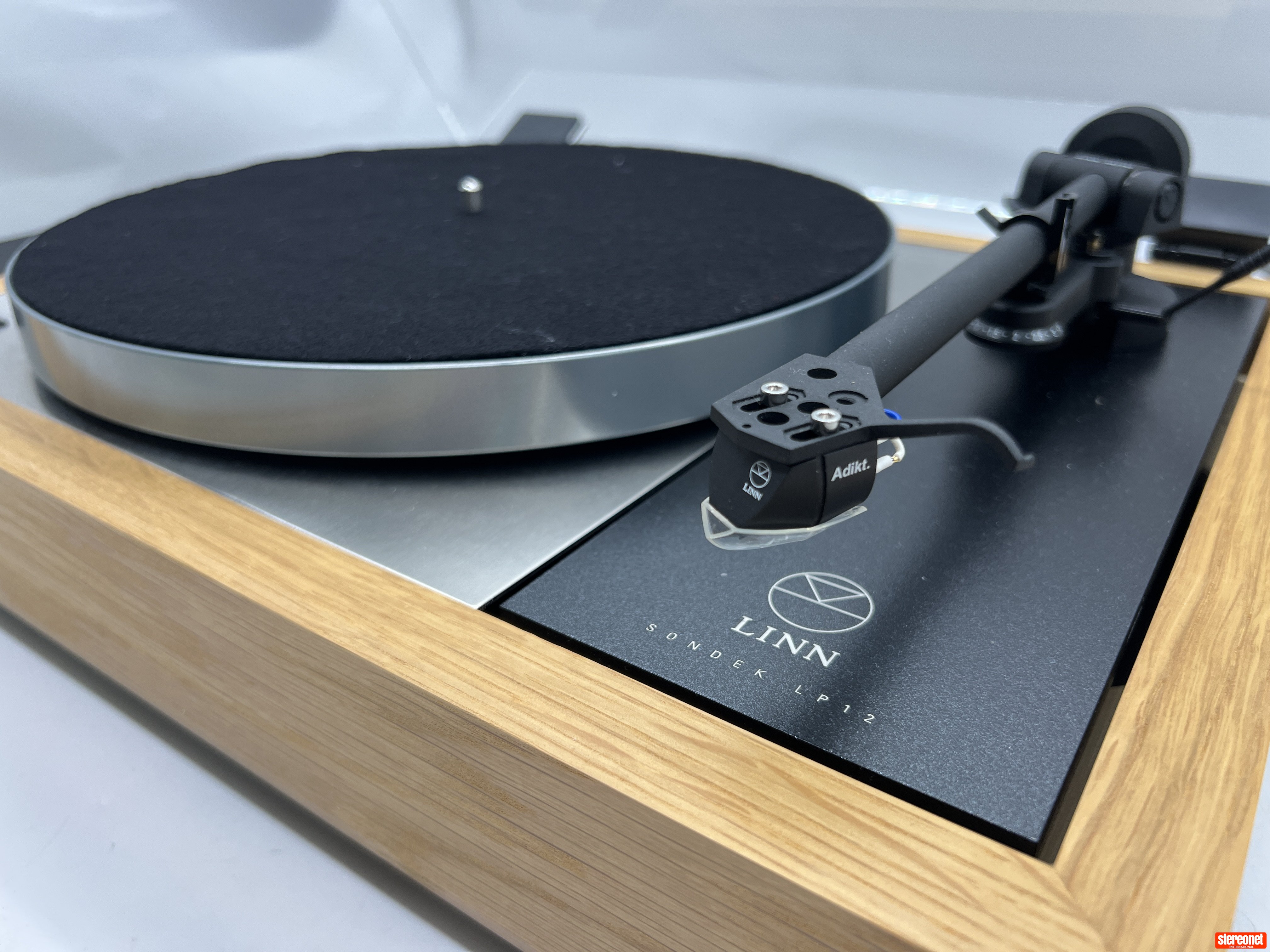 Linn Majik LP12 Turntable - Turntables & Record Players - StereoNET