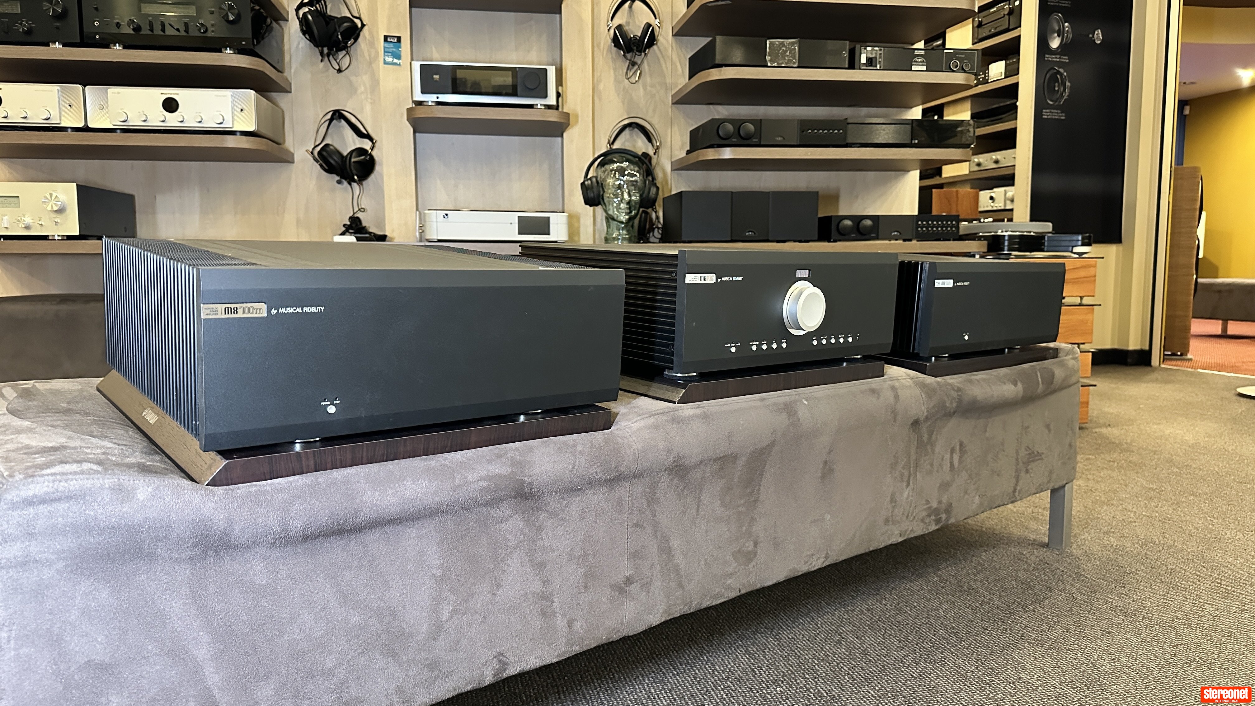 Musical Fidelity M8PRE & M8-700M Pre / Power Combination - Aussie Audio ...