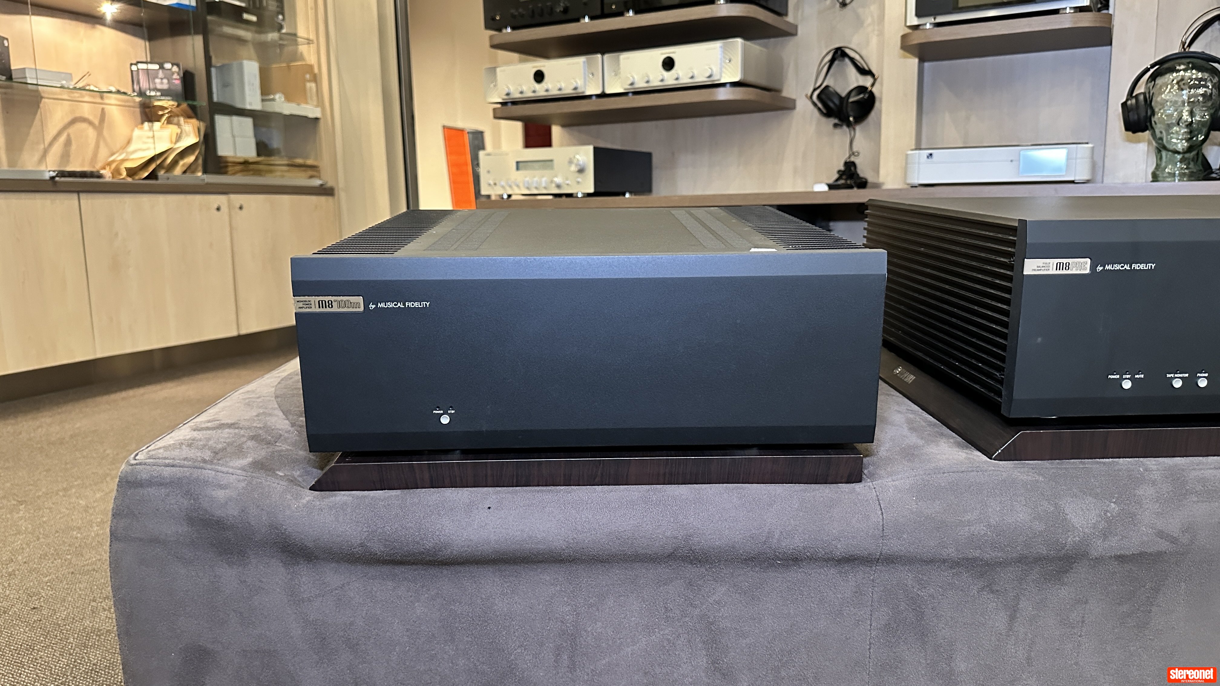 Musical Fidelity M8PRE & M8-700M Pre / Power Combination - Pre ...