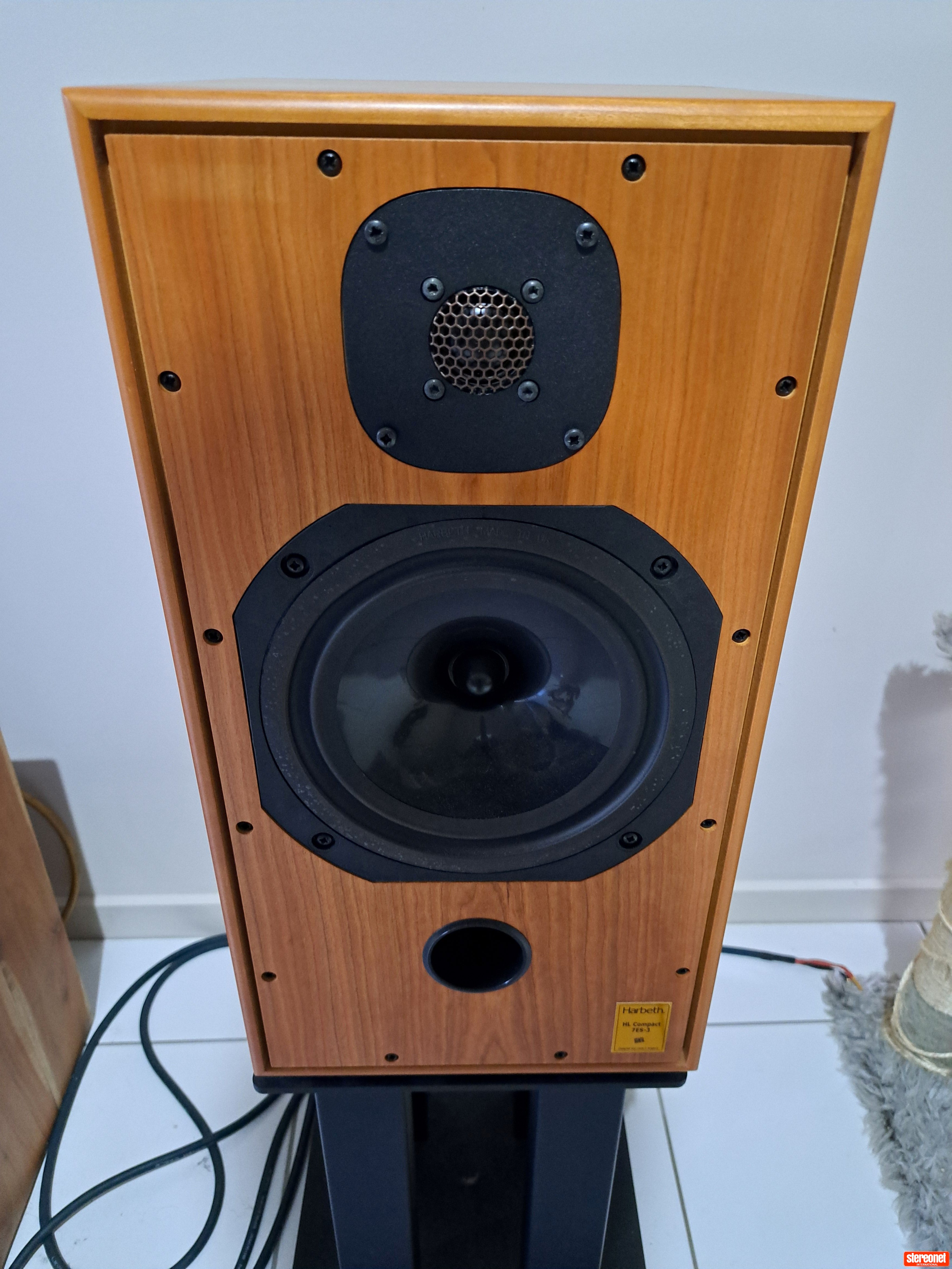 Harbeth C7 ES3 Bookshelf Loudspeakers - Bookshelf & Small Monitors ...