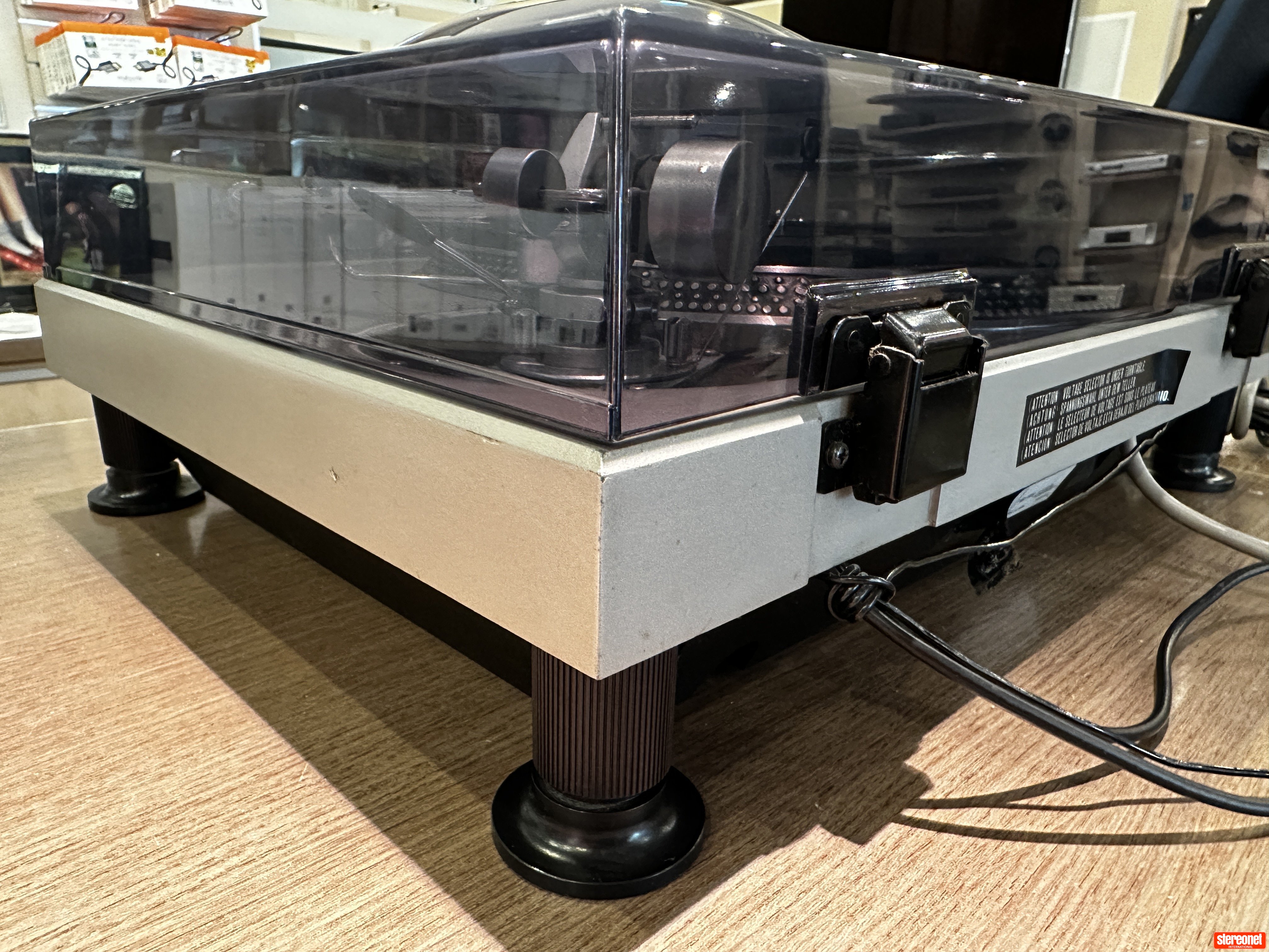 Technics SL 120 Turntable - Turntables & Record Players - StereoNET