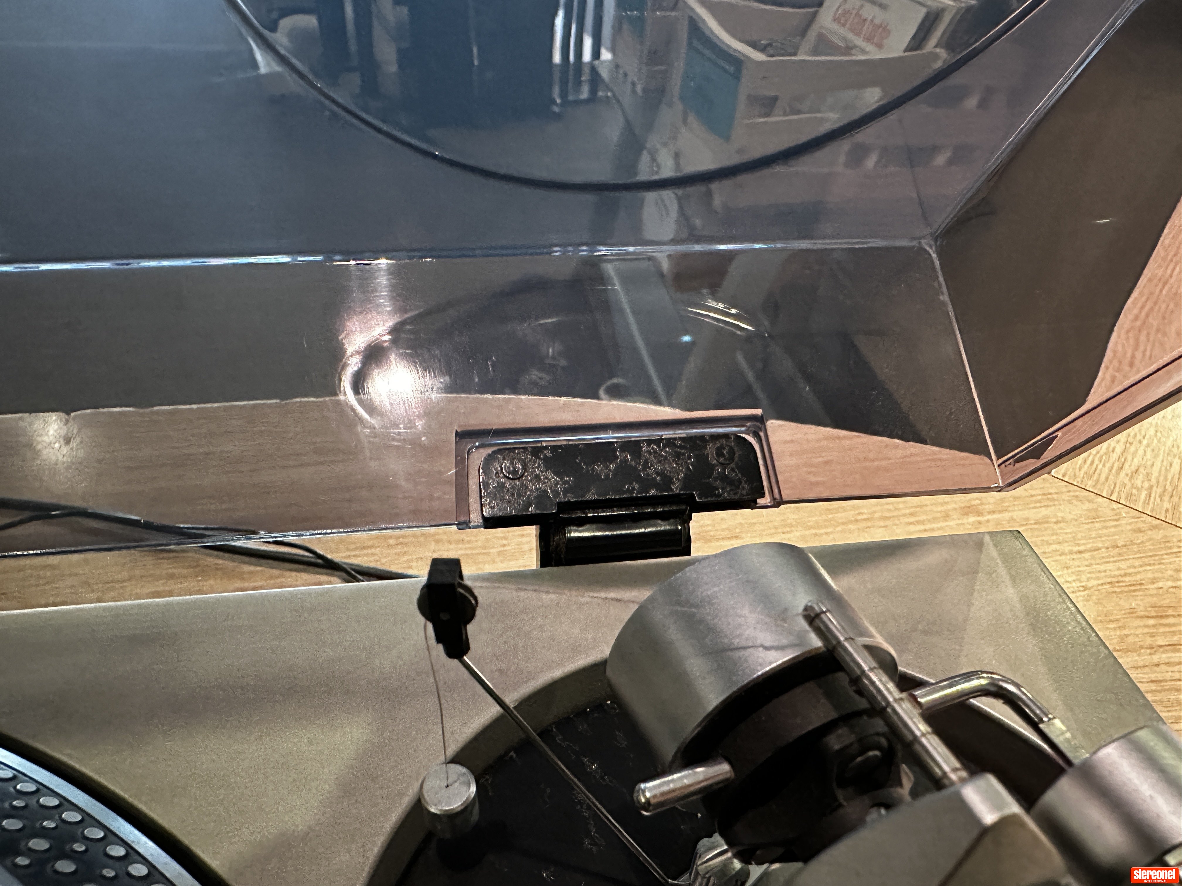 Technics SL 120 Turntable - Turntables & Record Players - StereoNET