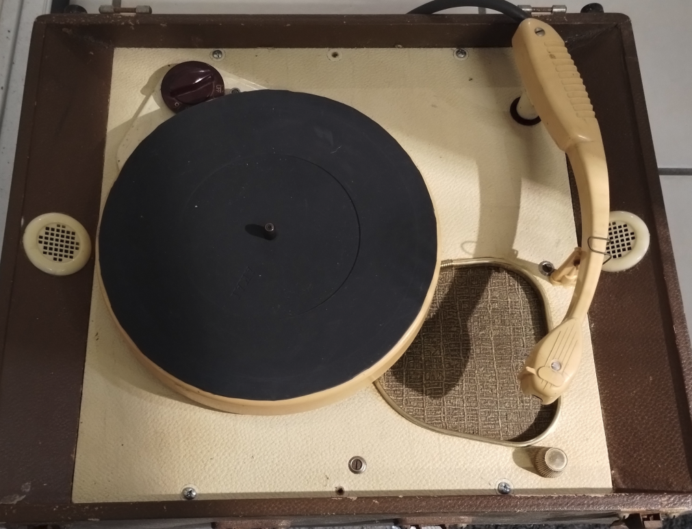 Just picked up a Collaro 4T.200 Any information and comments would be ...