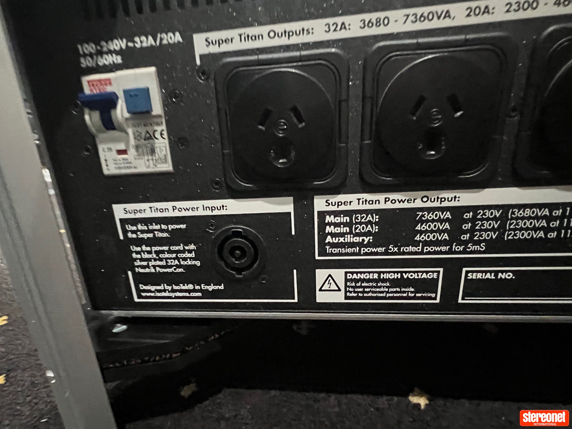 IsoTek SuperTitan Power Conditioner - Power Filtering / Conditioning ...