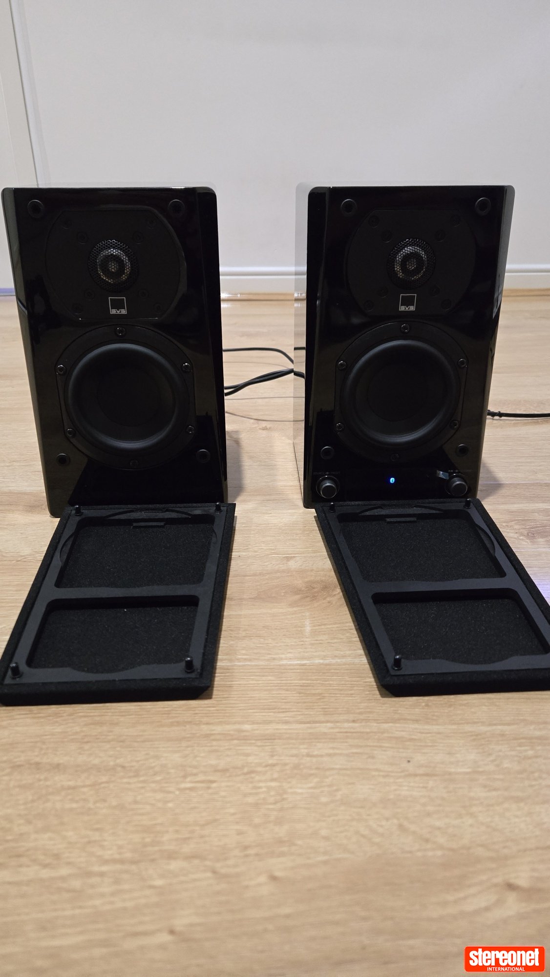 SVS Sound Prime Wireless Speaker Active Bookshelf Loudspeakers ...