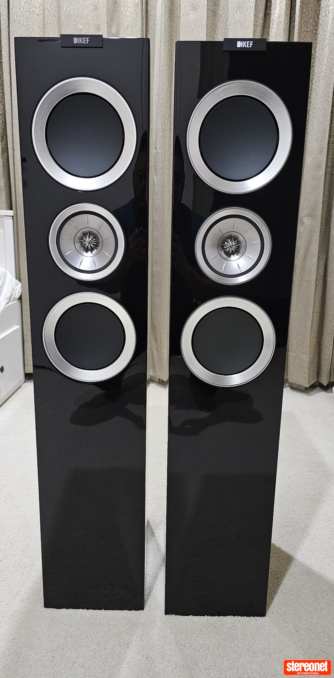 KEF R700 Floorstanding Loudspeakers - Floorstanders & Large Monitors ...