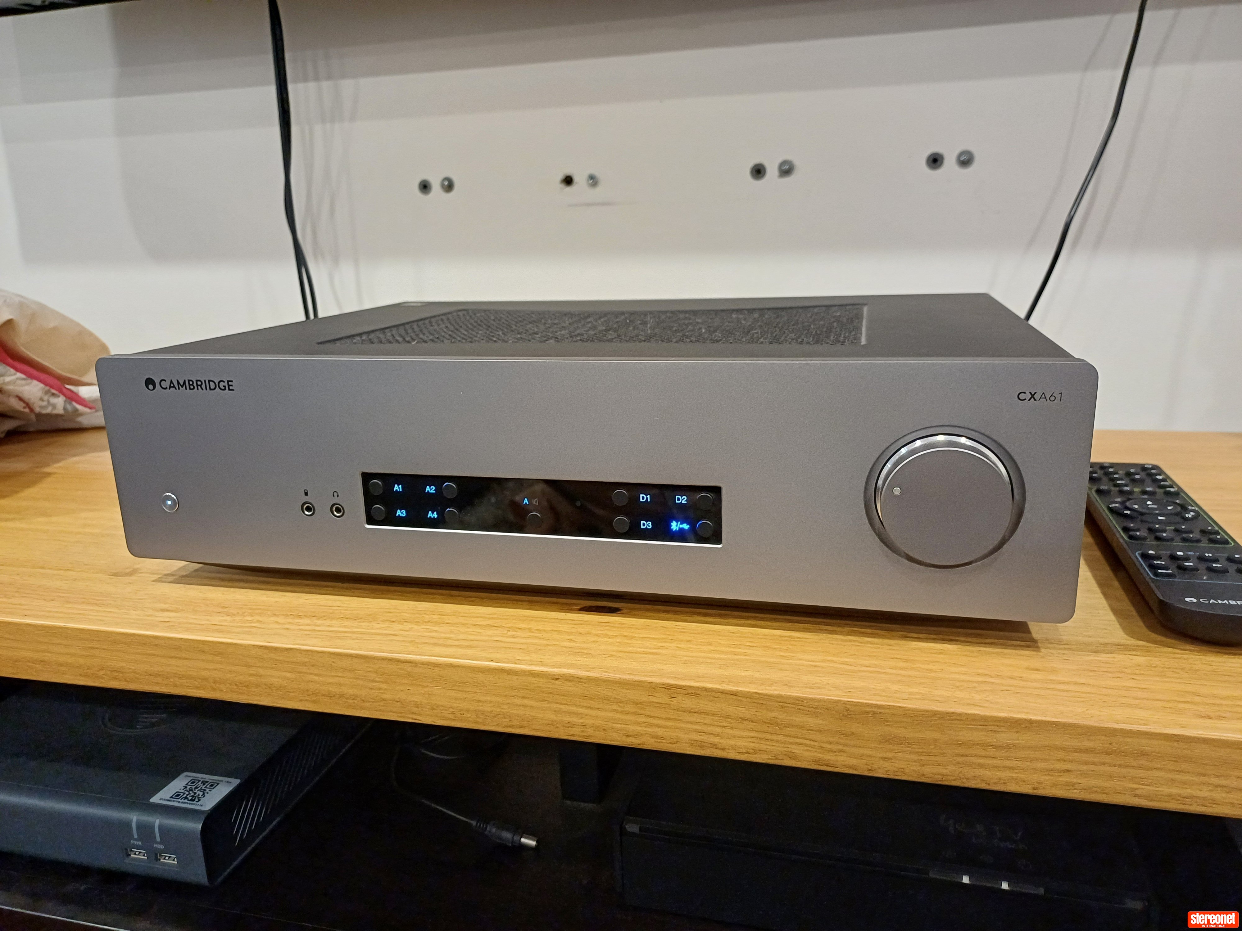 Cambridge Audio CXA61 Integrated Amplifier (Solid State) - Integrated Amplifiers - StereoNET