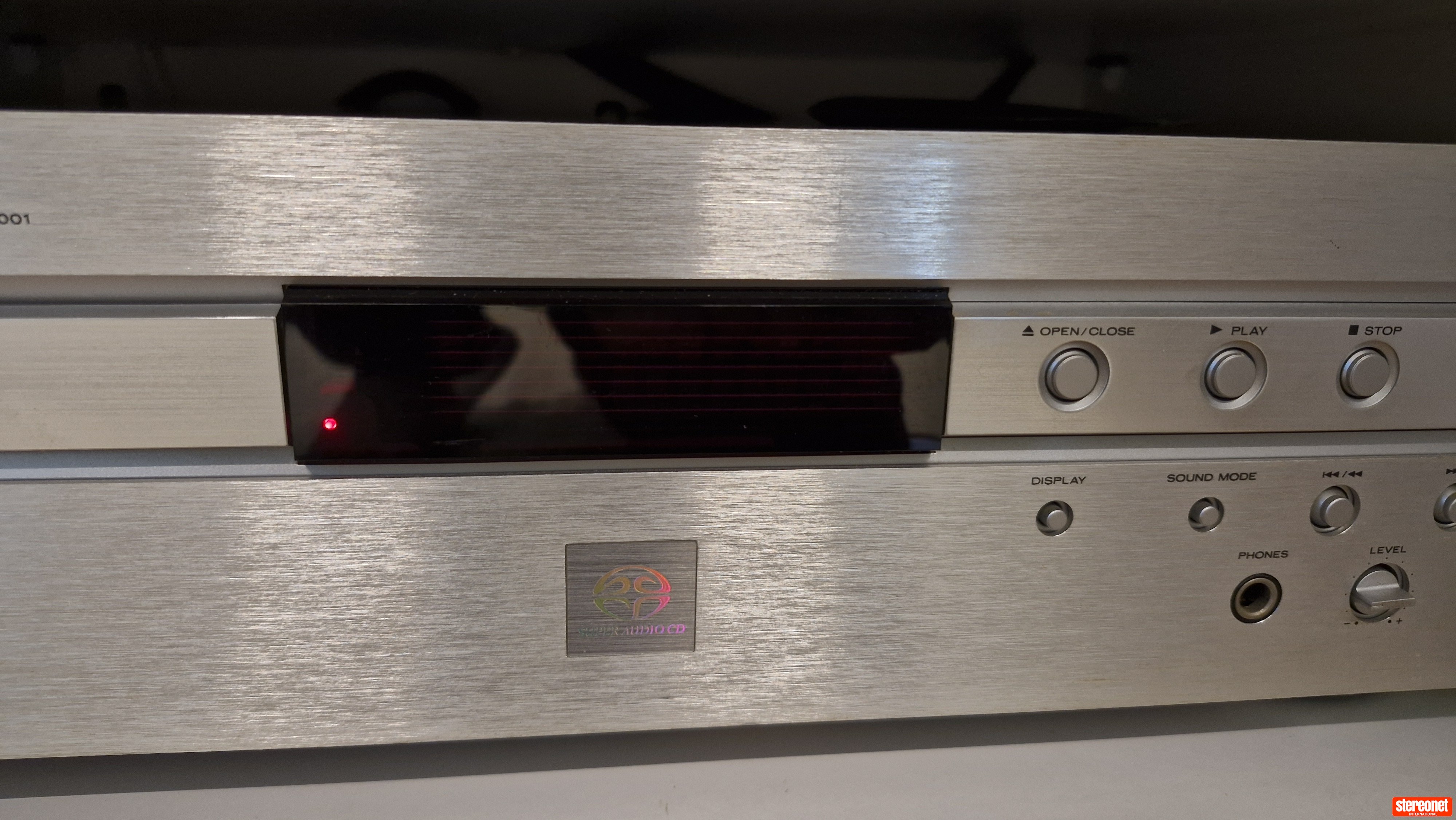 Marantz SA7001 KI Signature SACD Player - CD/SACD Players & Transport - StereoNET