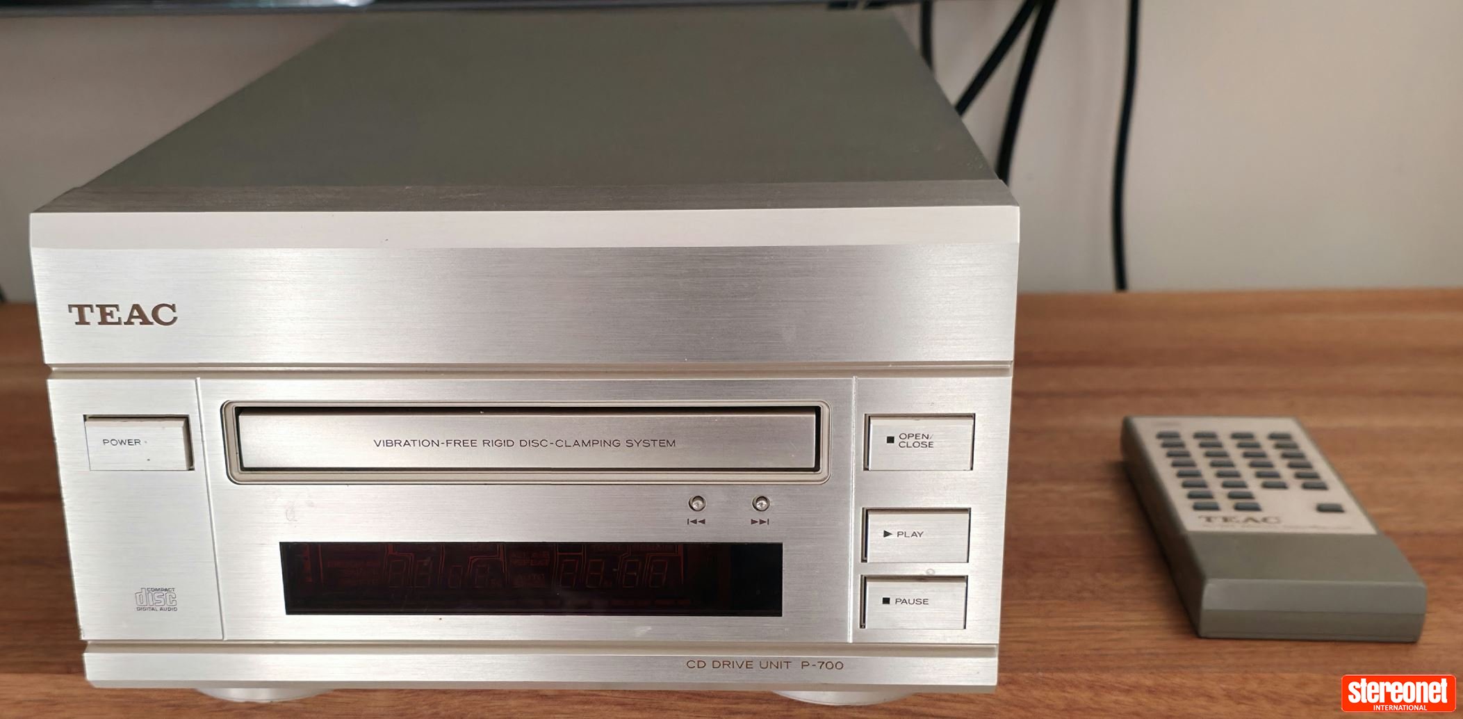 TEAC P-700 CD Player - CD/SACD Players & Transport - StereoNET