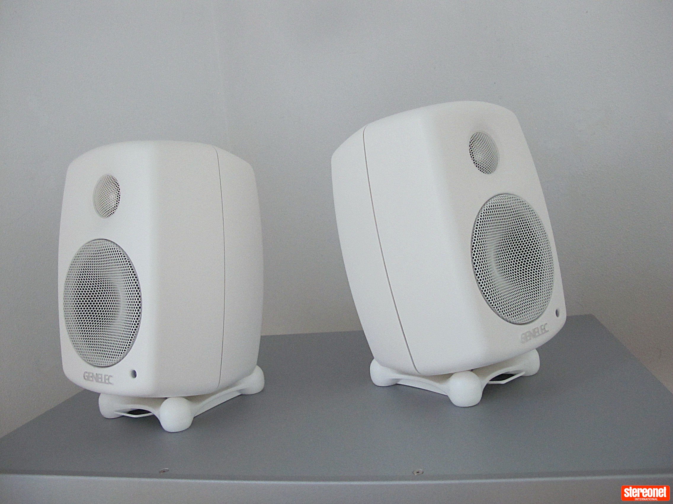 Genelec G1 Bookshelf Loudspeakers - Bookshelf & Small Monitors - StereoNET