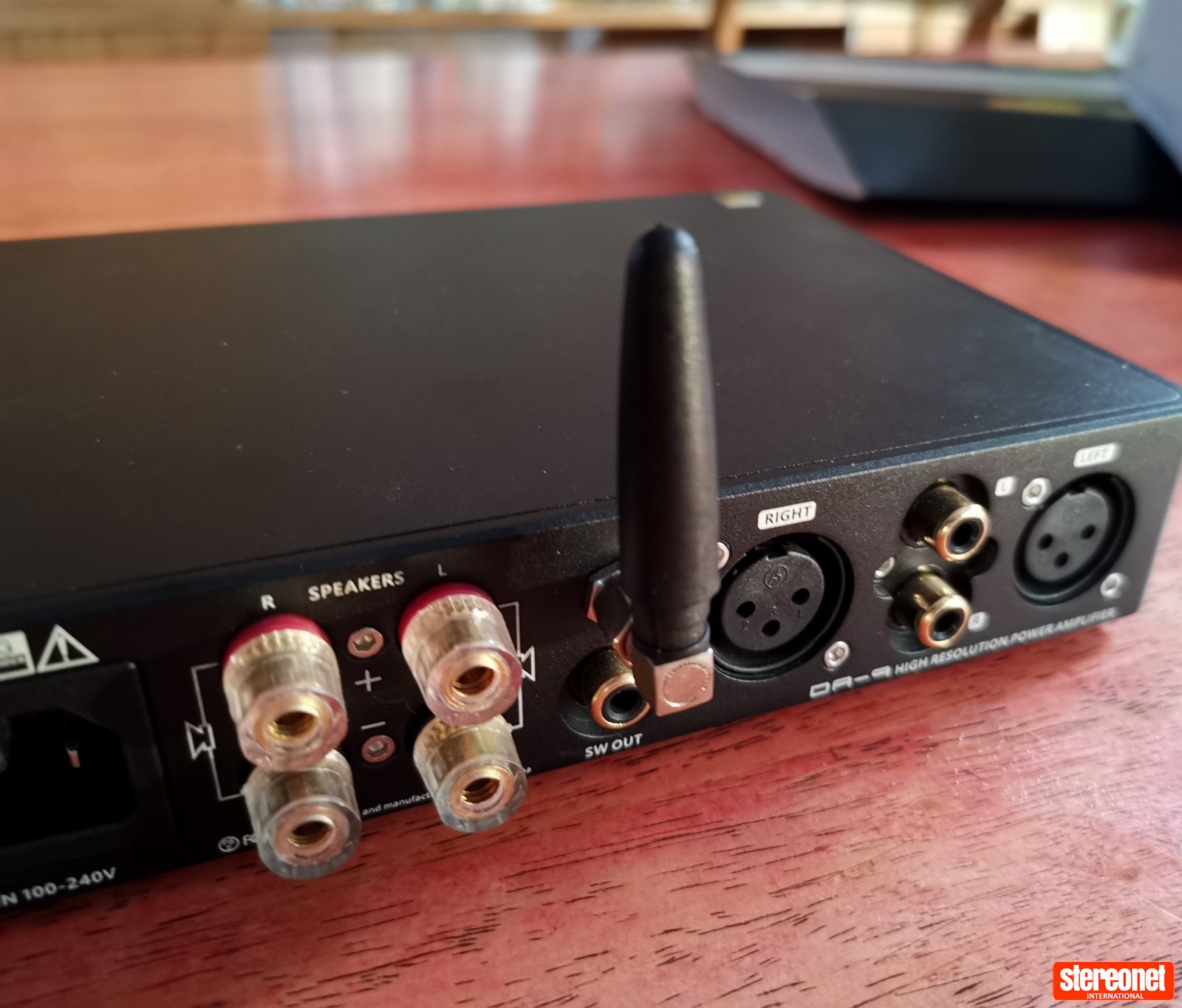 SMSL DA-9 Integrated Amplifier (Solid State) - Integrated Amplifiers - StereoNET