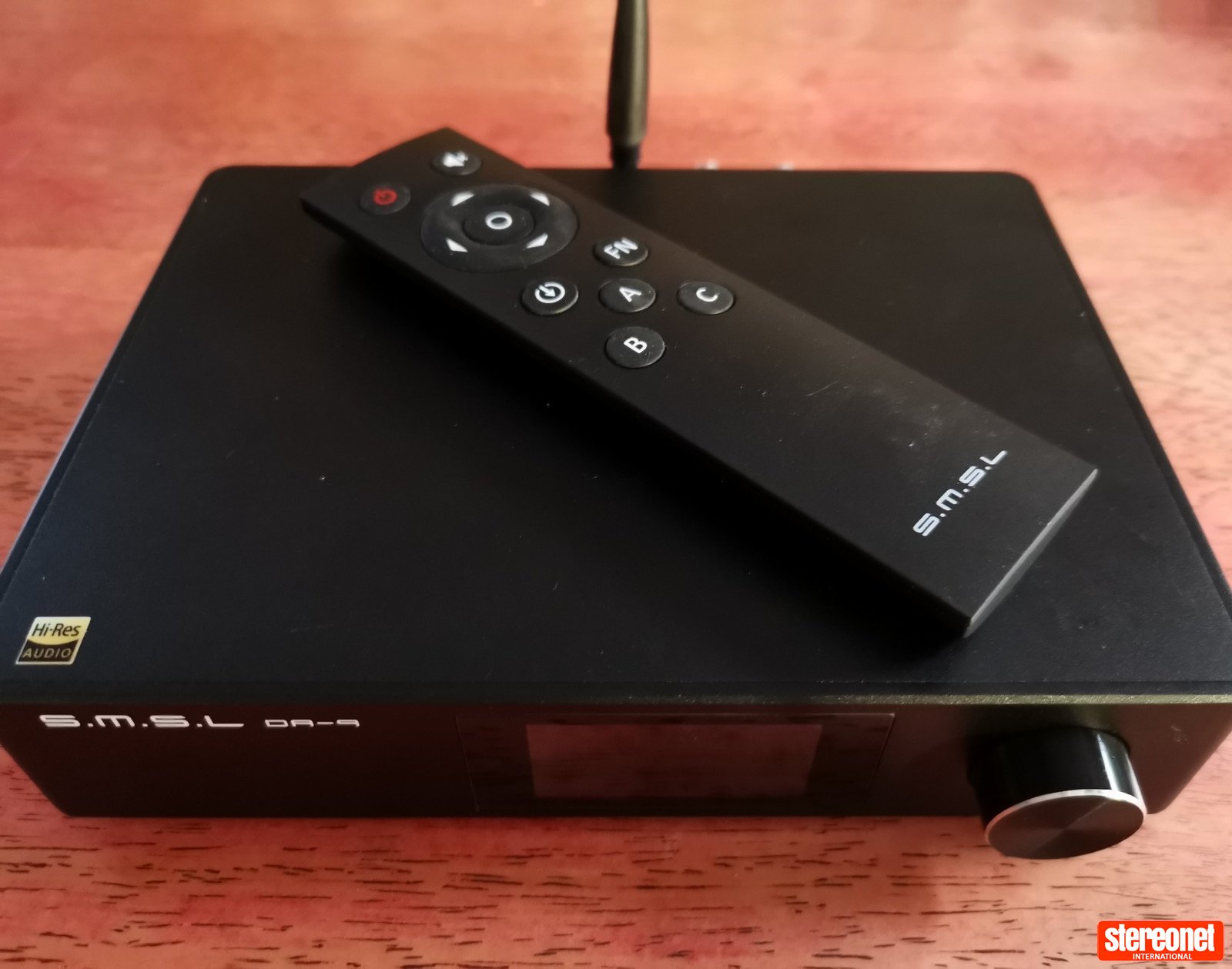 SMSL DA-9 Integrated Amplifier (Solid State) - Integrated Amplifiers - StereoNET