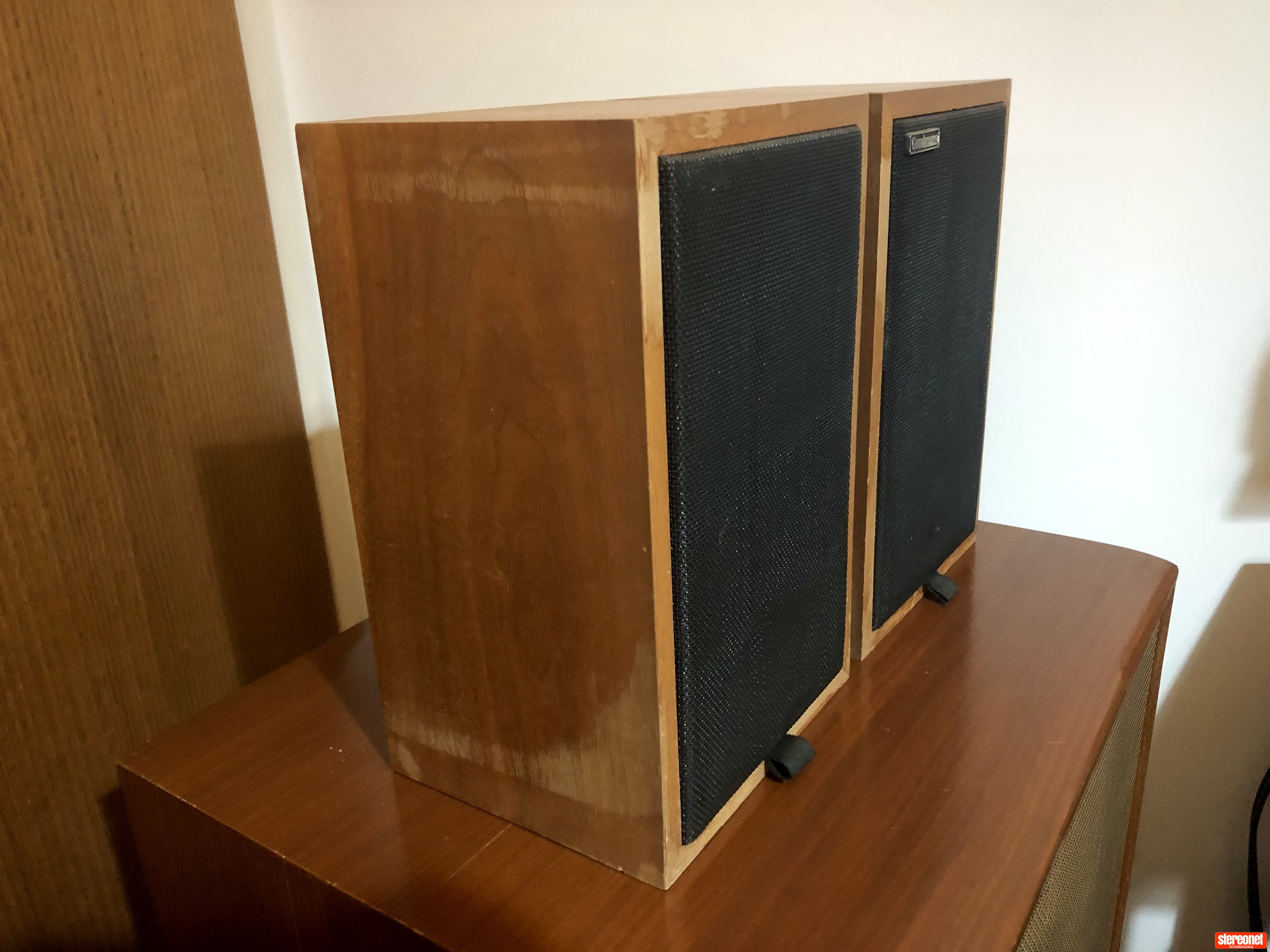 Goodmans LS3/5a Bookshelf Loudspeakers - Bookshelf & Small Monitors - StereoNET